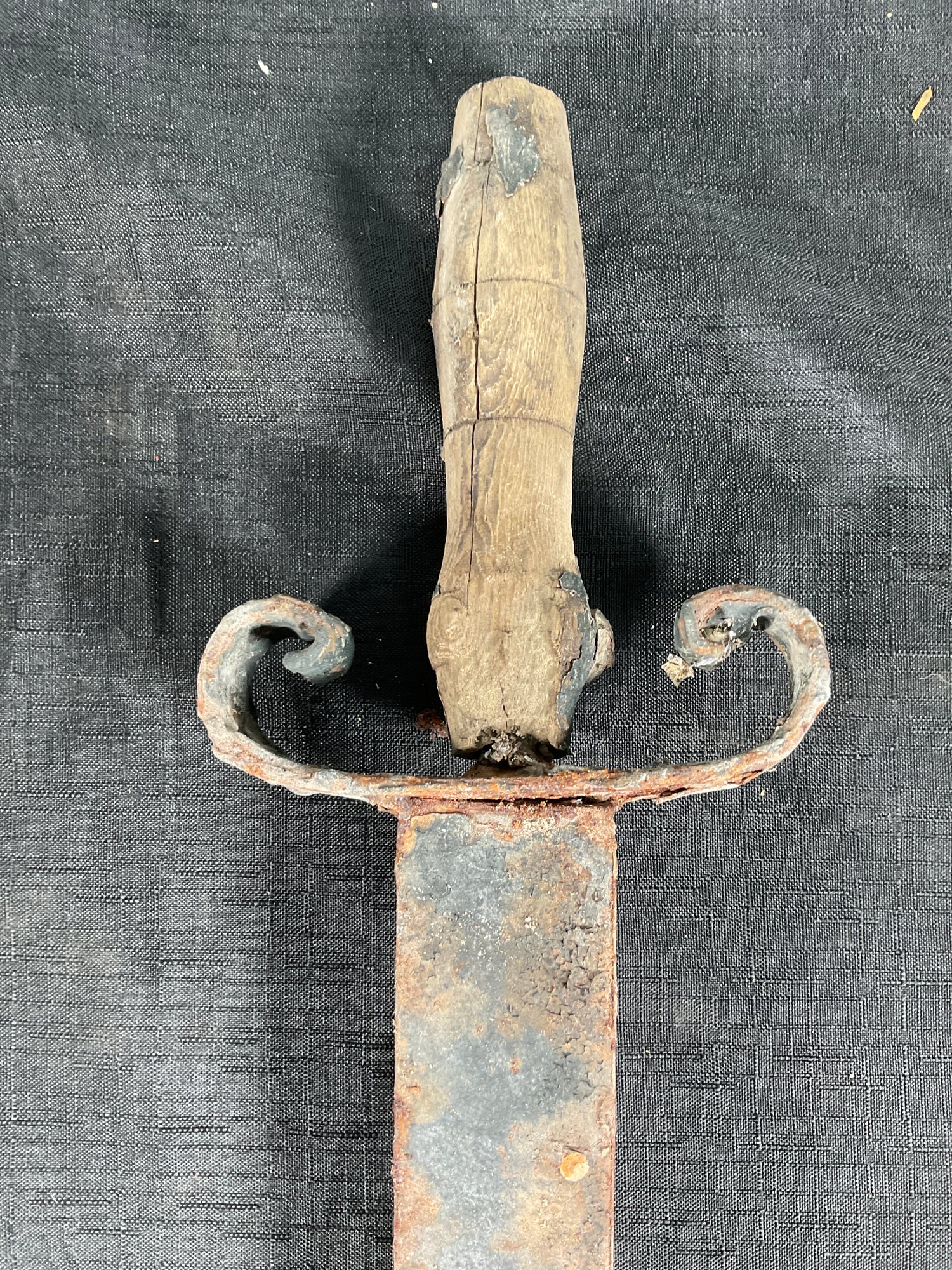 Metal Sword - Blade 18 In Length - Ref#Fs6 #17820 | Auctionninja.com