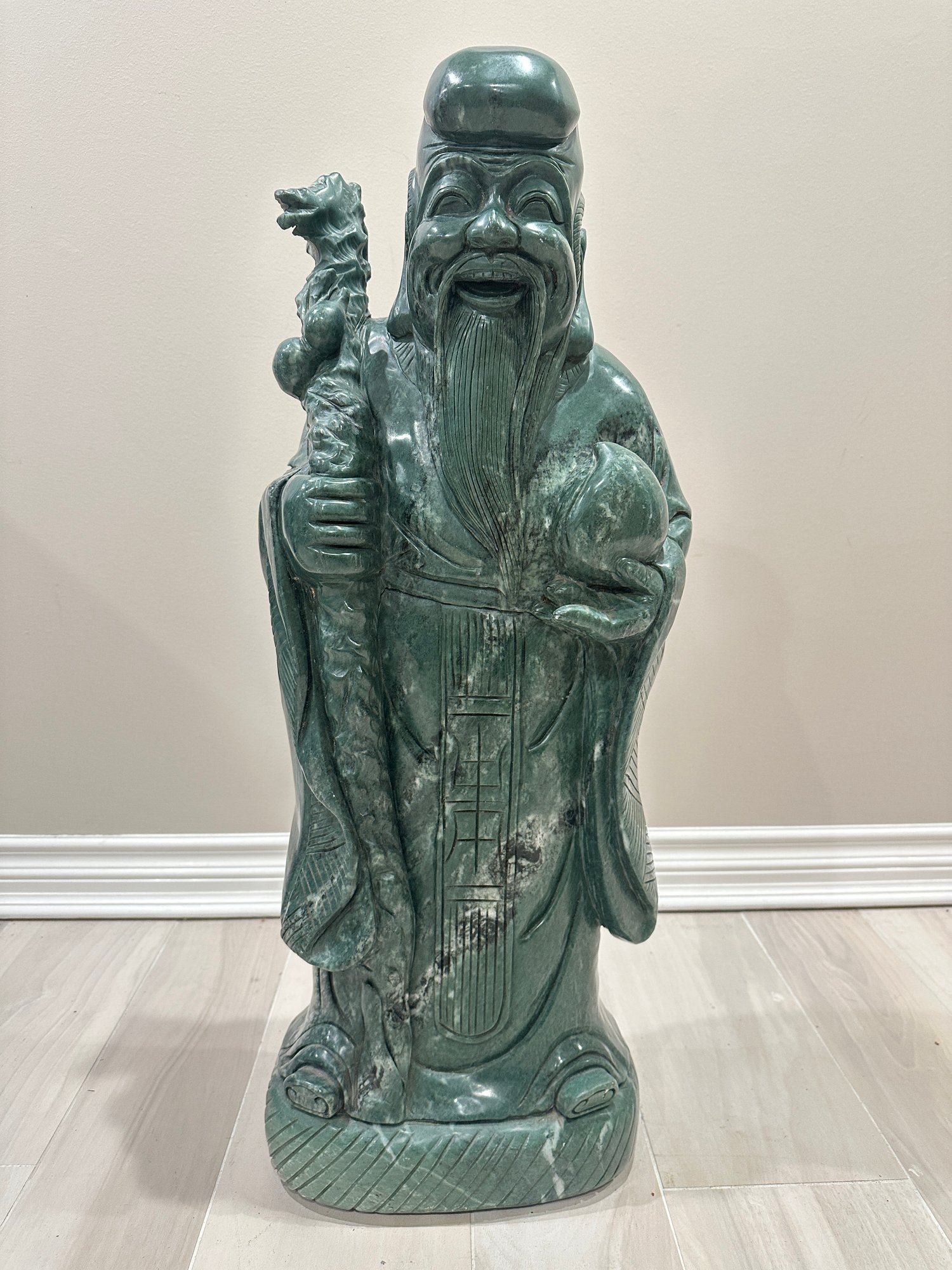 Chinese Carved Honan Jade Buddha, 20th Century #12912 | Auctionninja.com