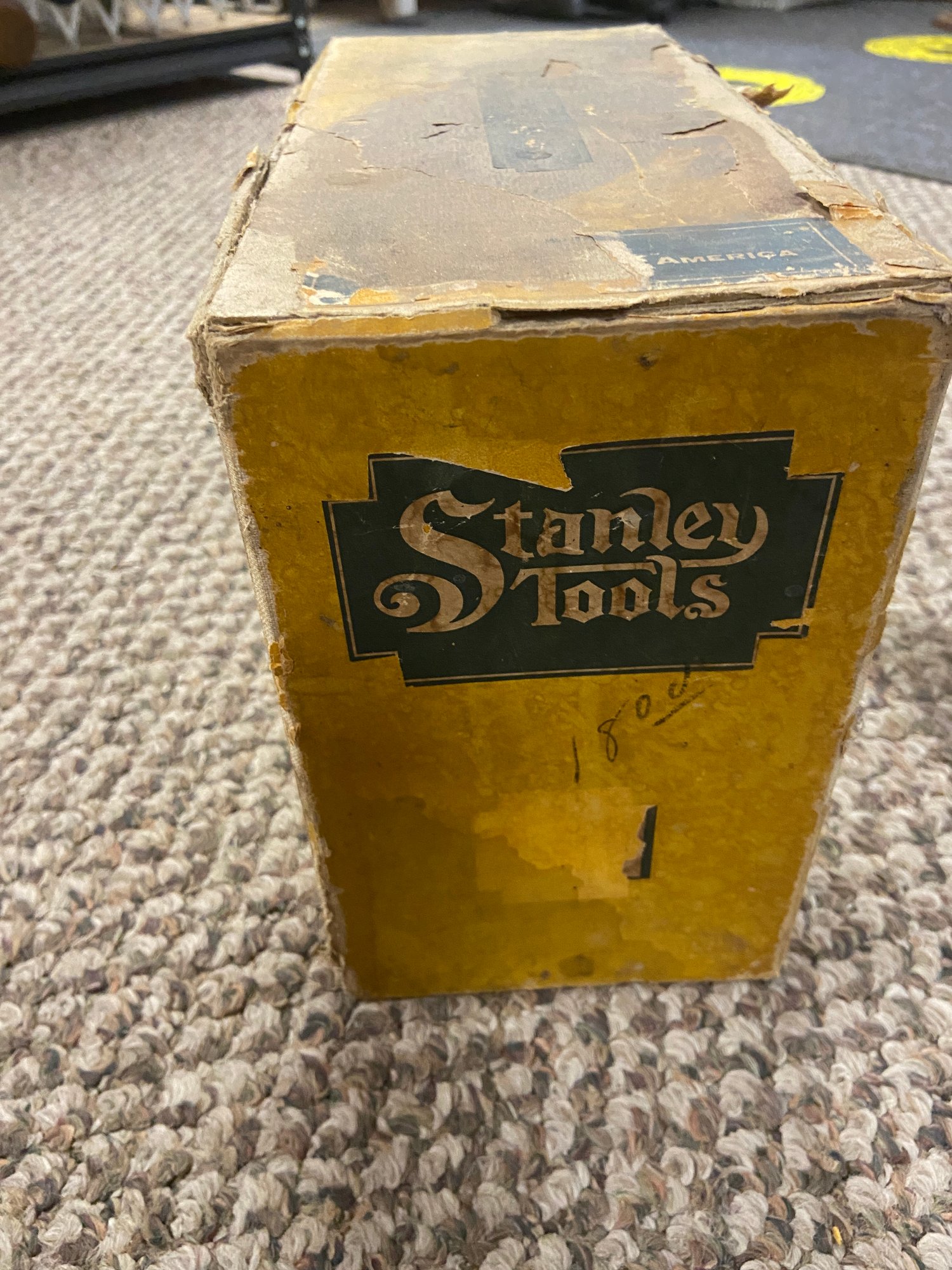 Stanley Tools Vintage Box #2348 | Auctionninja.com