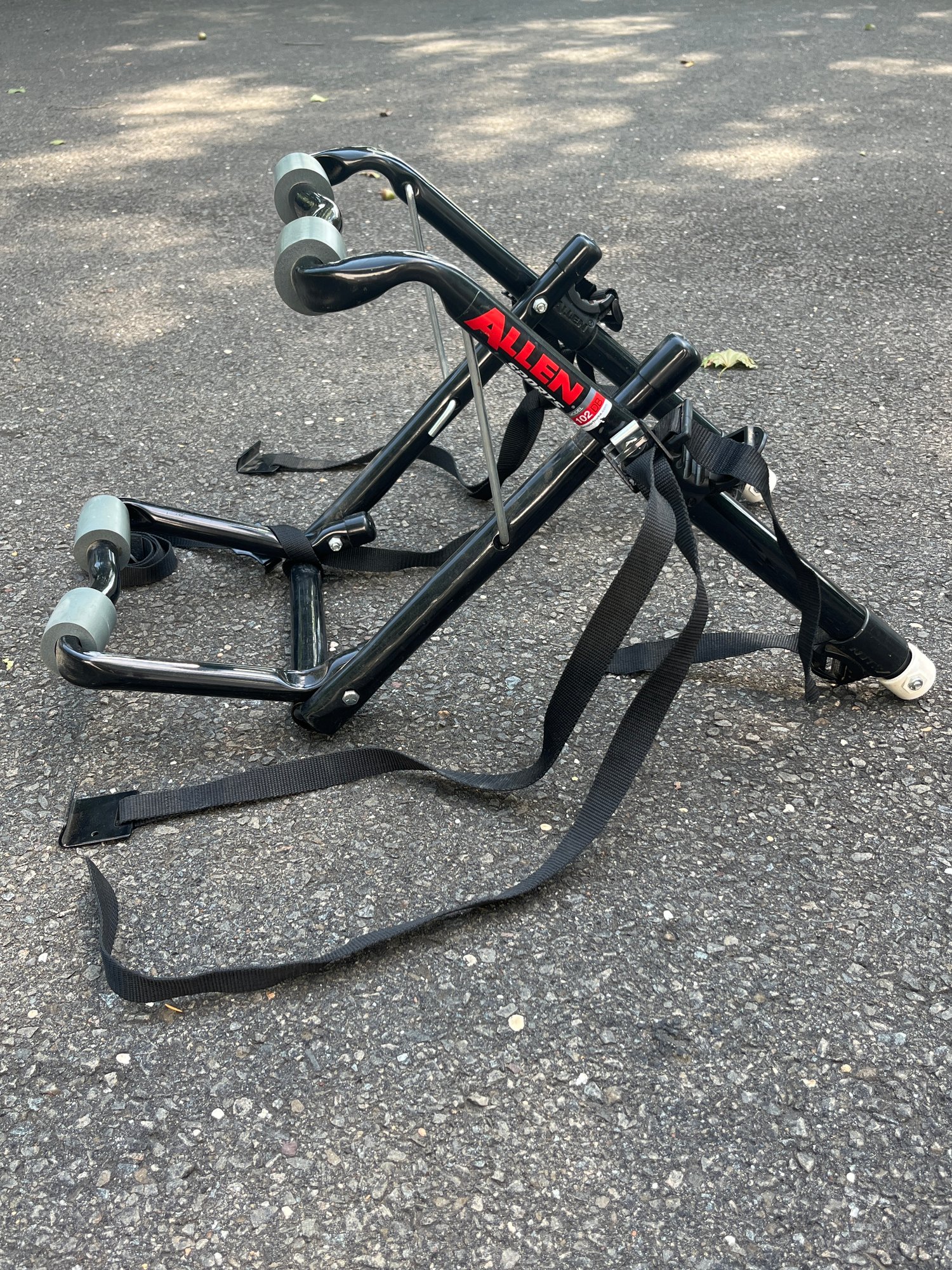 Allen Sports Deluxe 2-Bike Trunk Mount Rack, Model 102DB, Black/ Silver ...