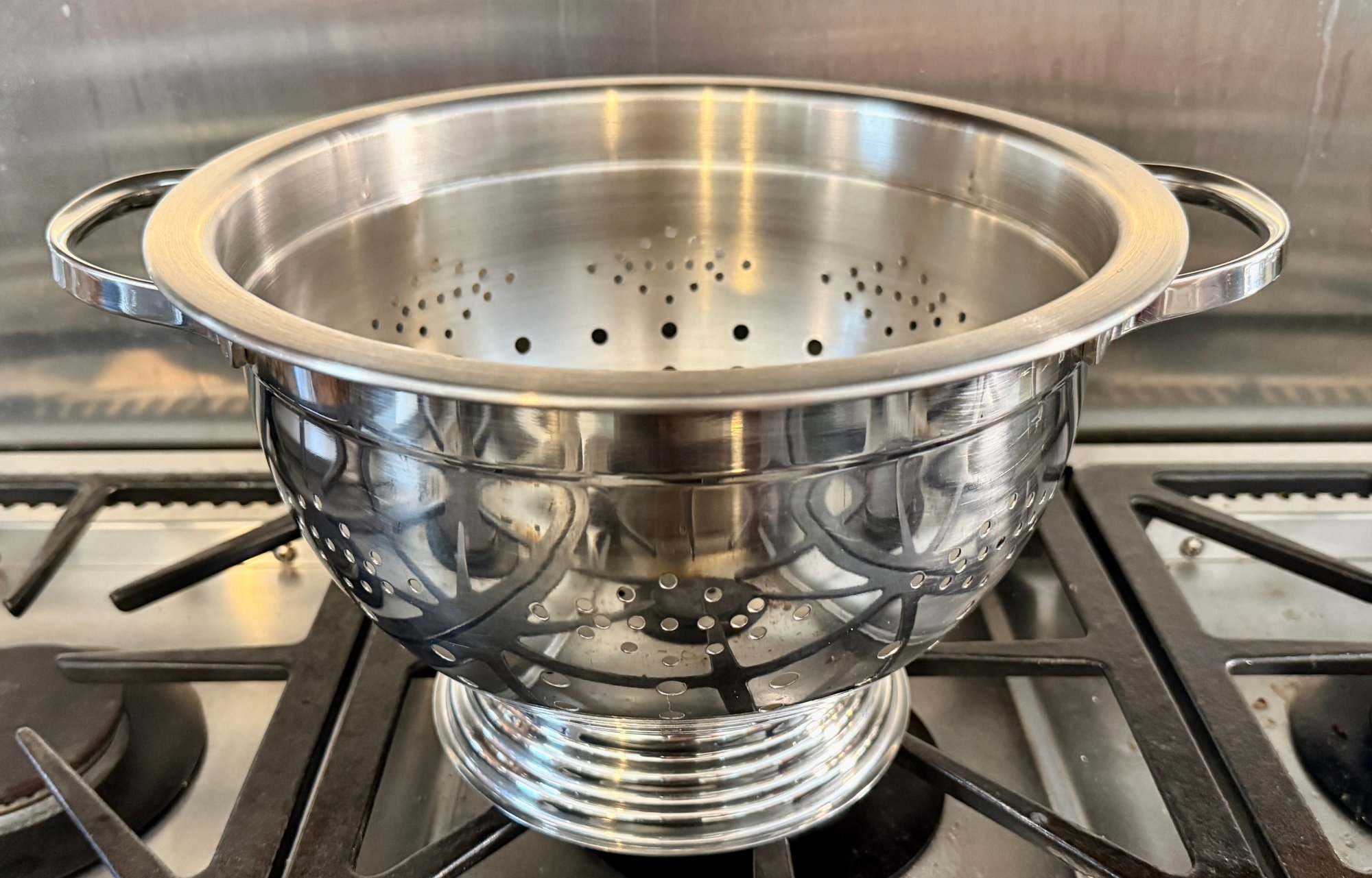 Crate & Barrel Strainer #6491 | Auctionninja.com