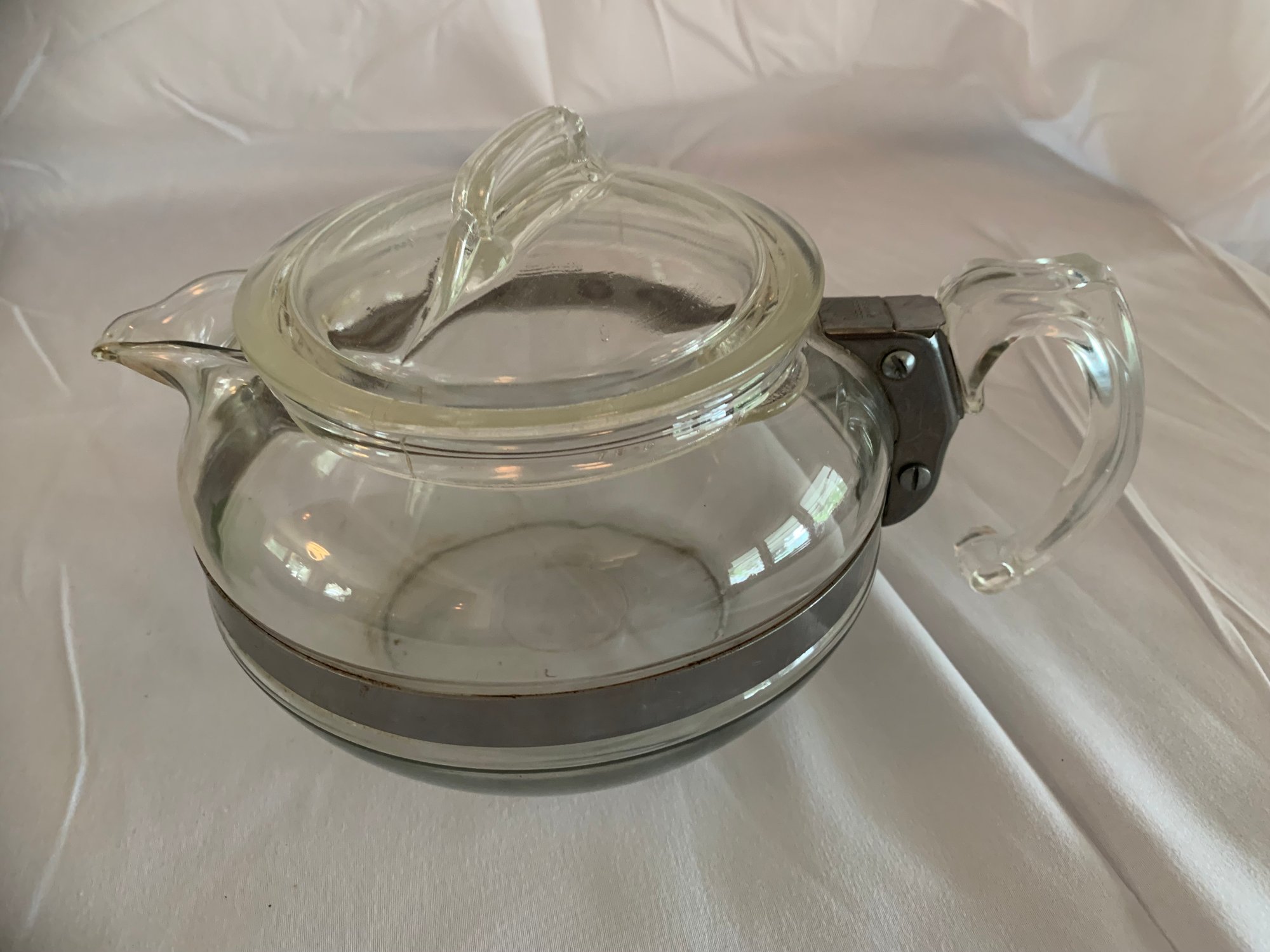 Vintage Pyrex Flameware Teapot And Lid #6092 | Auctionninja.com