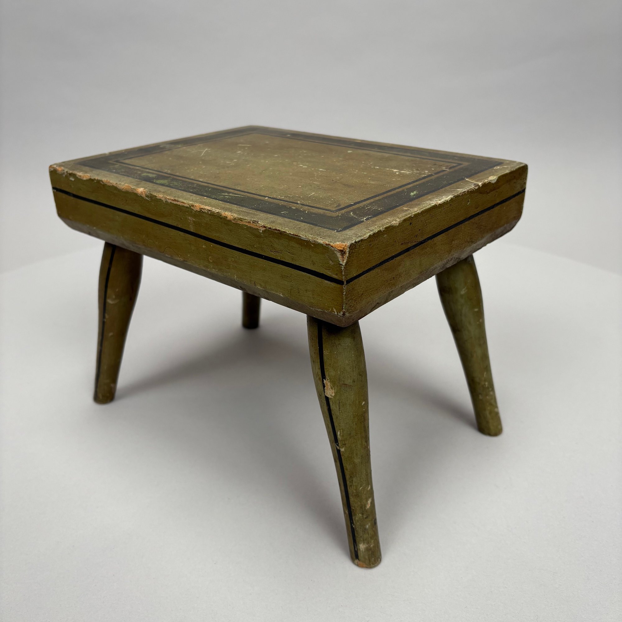 Two Paint-Decorated Wood Foot Stools #3462 | Auctionninja.com