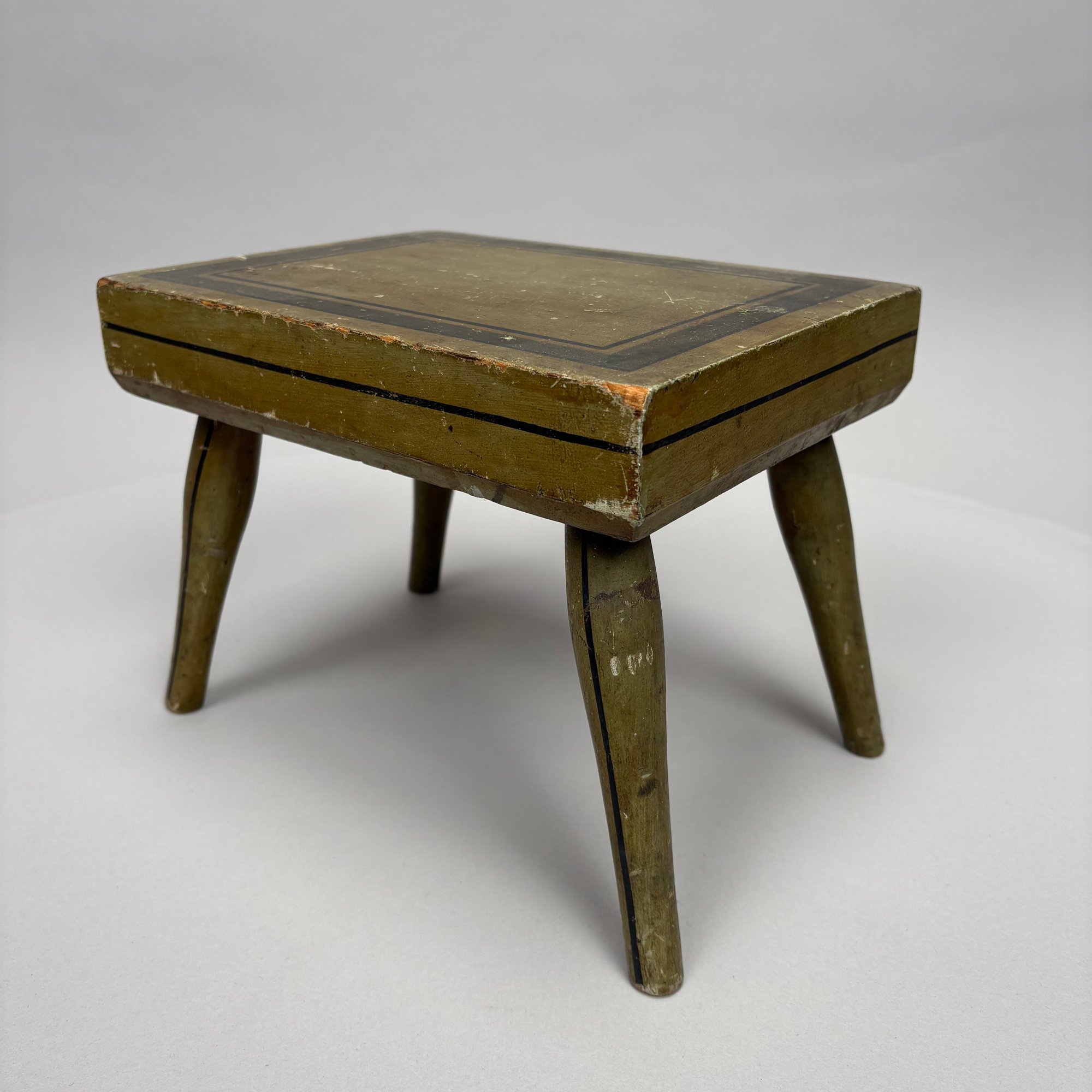 Two Paint-Decorated Wood Foot Stools #3462 | Auctionninja.com