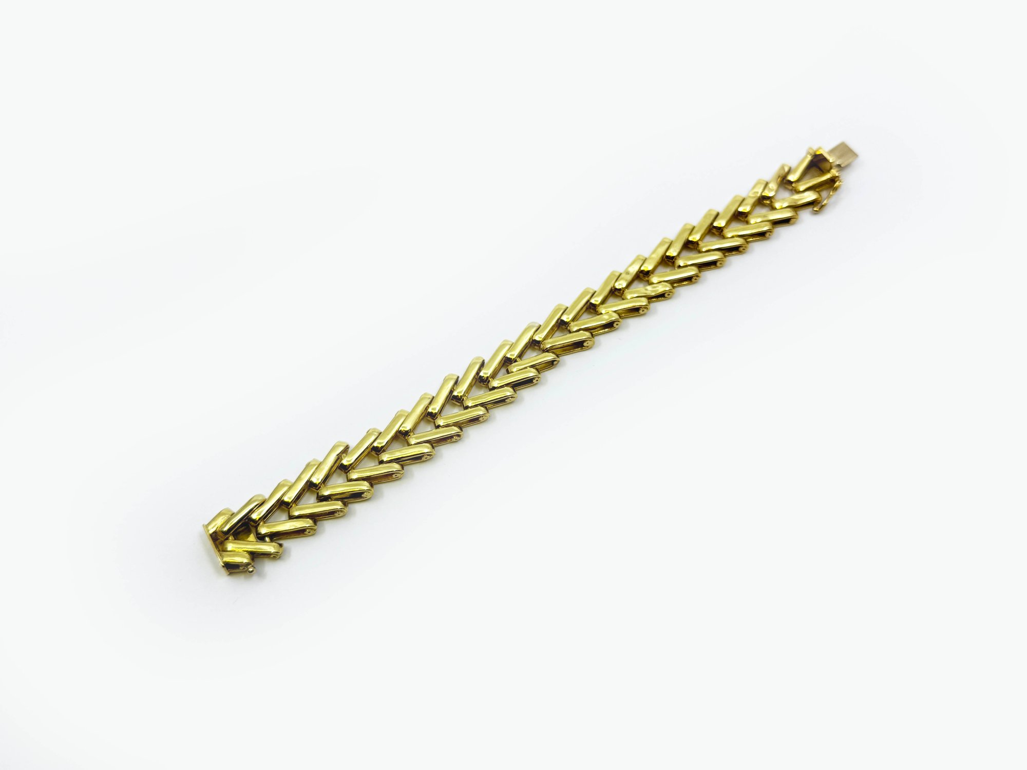 (J-8) VINTAGE 18 KARAT YELLOW GOLD V LINK BRACELET-MARKED 750 #26997 ...