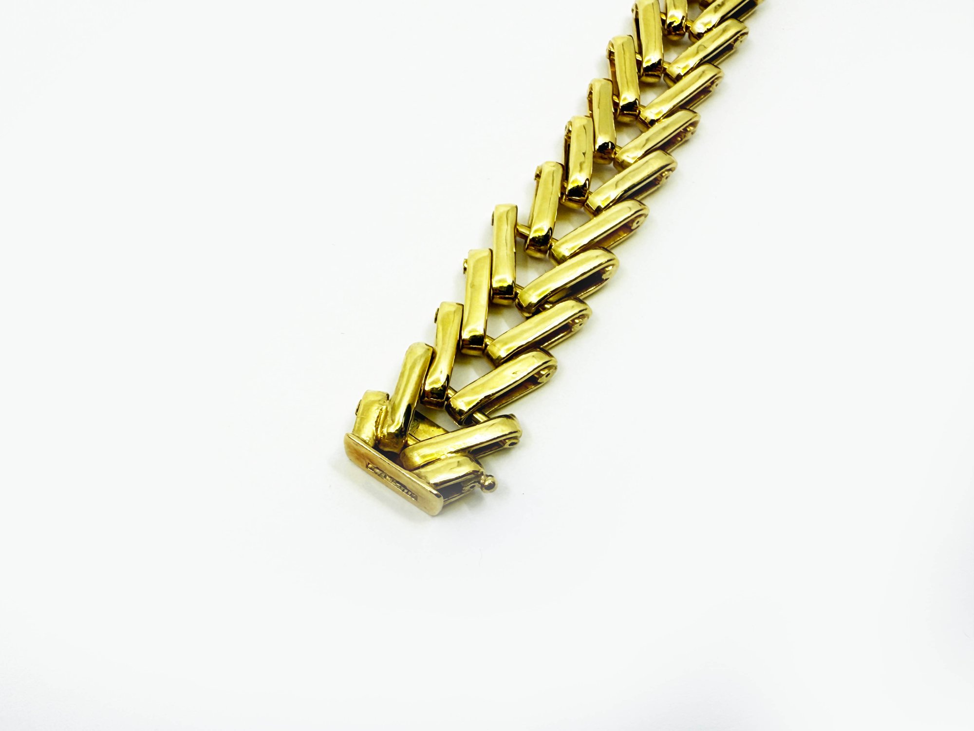 (J-8) VINTAGE 18 KARAT YELLOW GOLD V LINK BRACELET-MARKED 750 #26997 ...