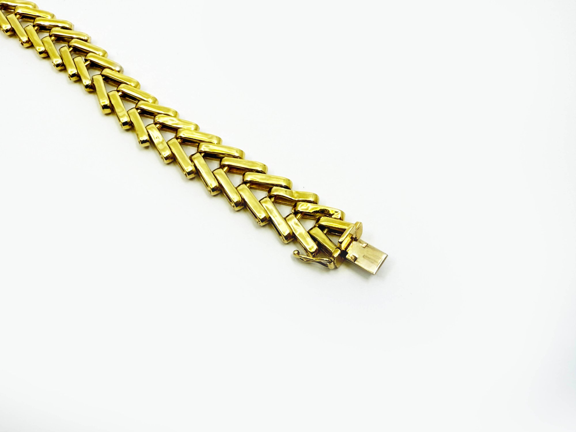 (J-8) VINTAGE 18 KARAT YELLOW GOLD V LINK BRACELET-MARKED 750 #26997 ...