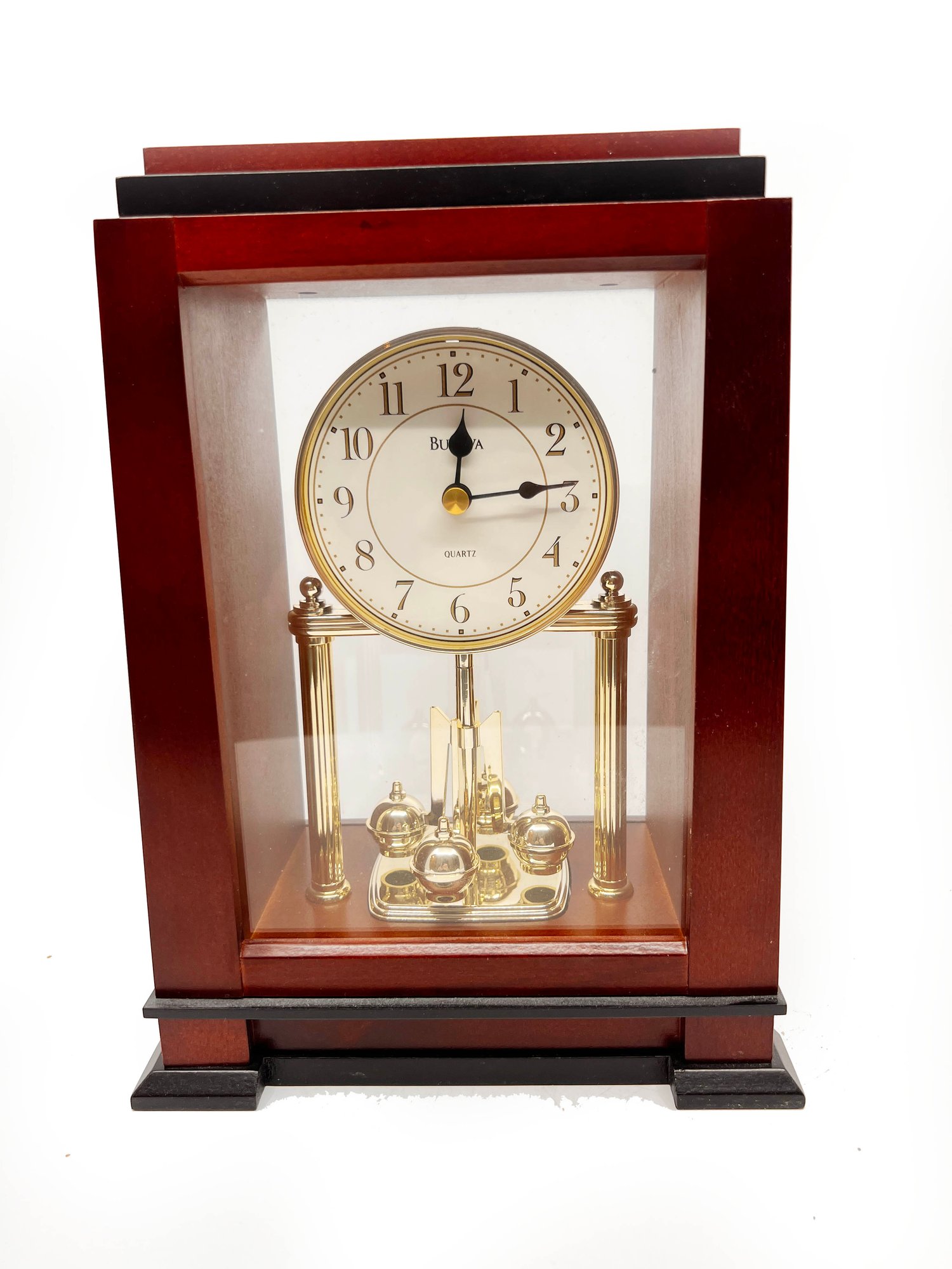 (E-26) VINTAGE BULOVA QUARTZ SCREENED GLASS REVOLVING PENDULUM MANTEL ...