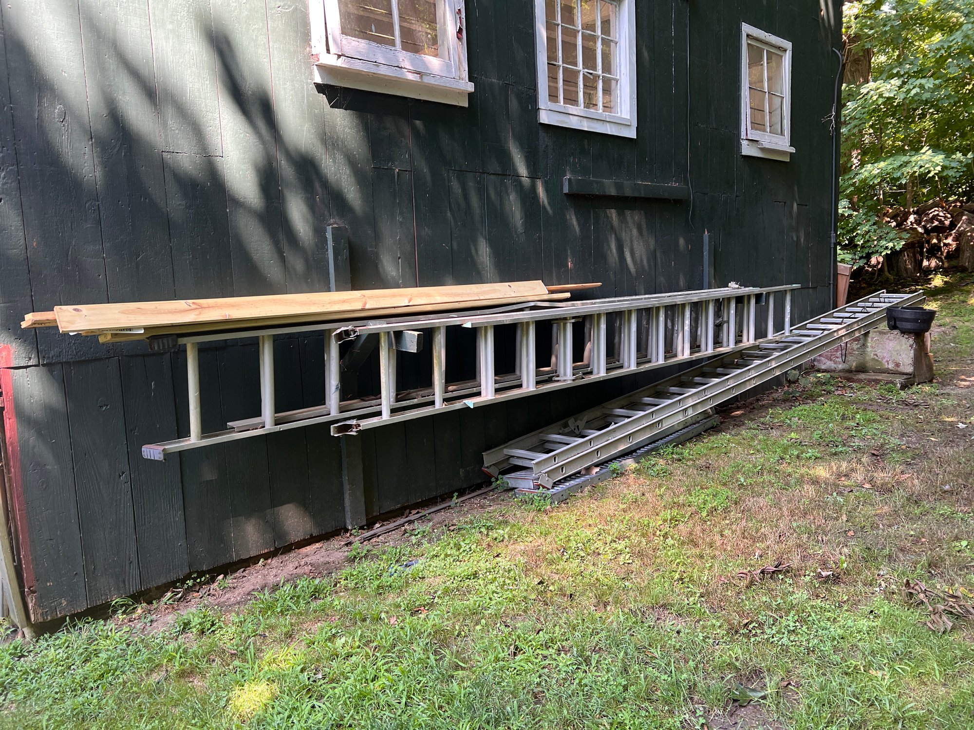 (BARN) PAIR OF VERY LONG LOUISVILLE ALUMINUM LADDERS - SEE PICS FOR ...
