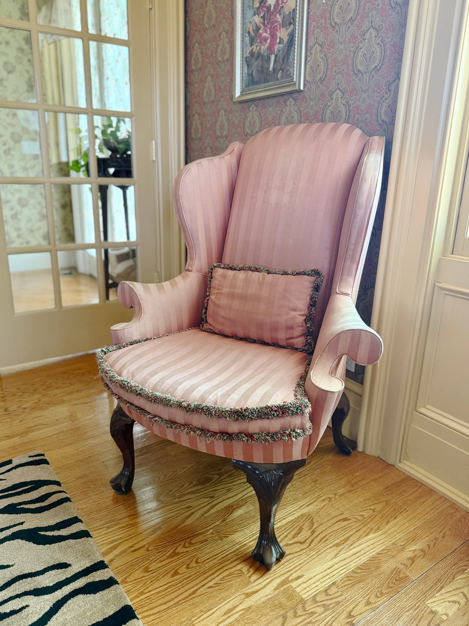 (LR) VINTAGE FRENCH PROVINCIAL PINK STRIPE ARMCHAIR WITH CHERRY LEGS ...
