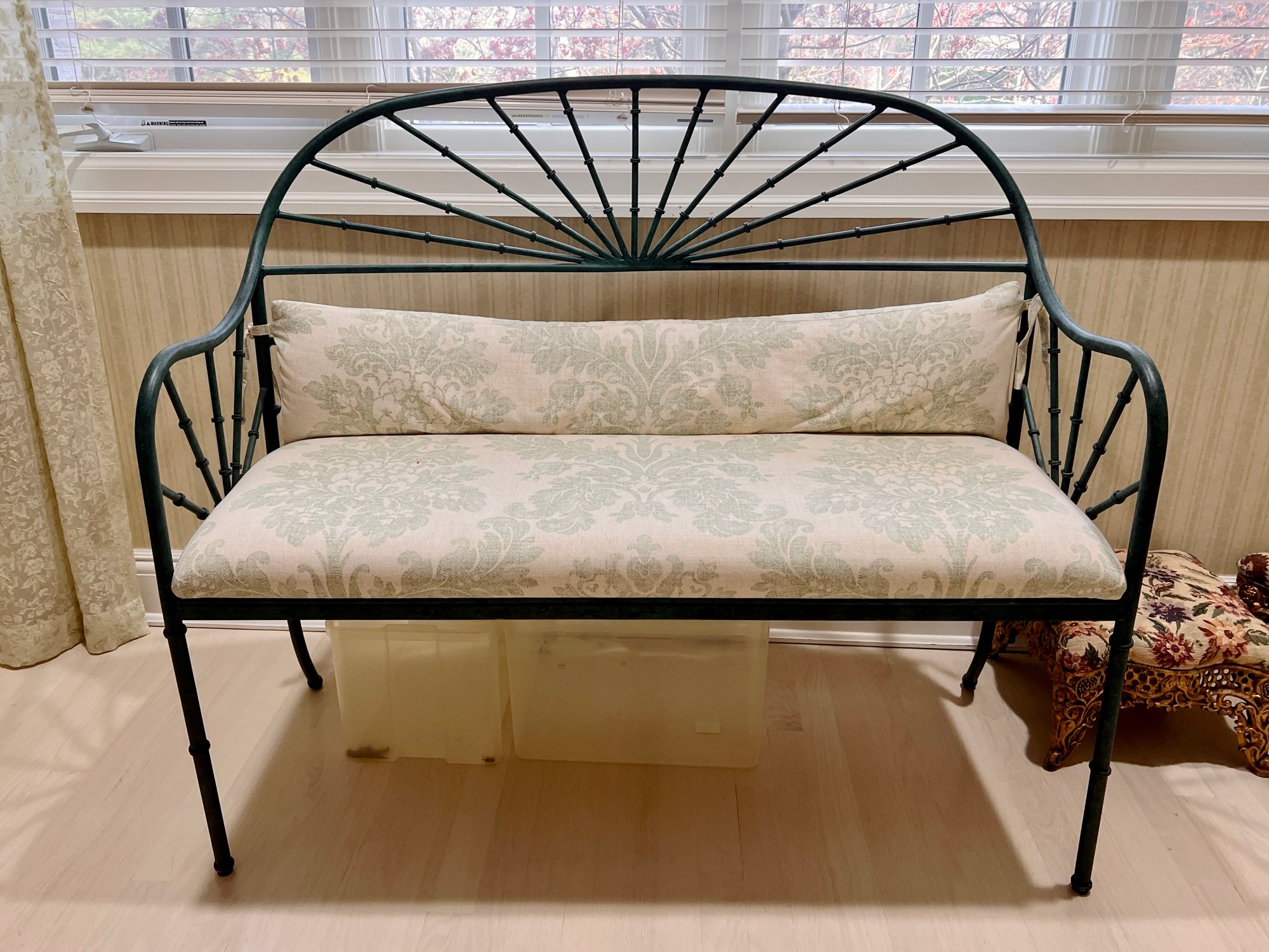 (UB-5) GREEN IRON BENCH WITH FAN BACK & SIDES DETAIL - CUSHIONS ...