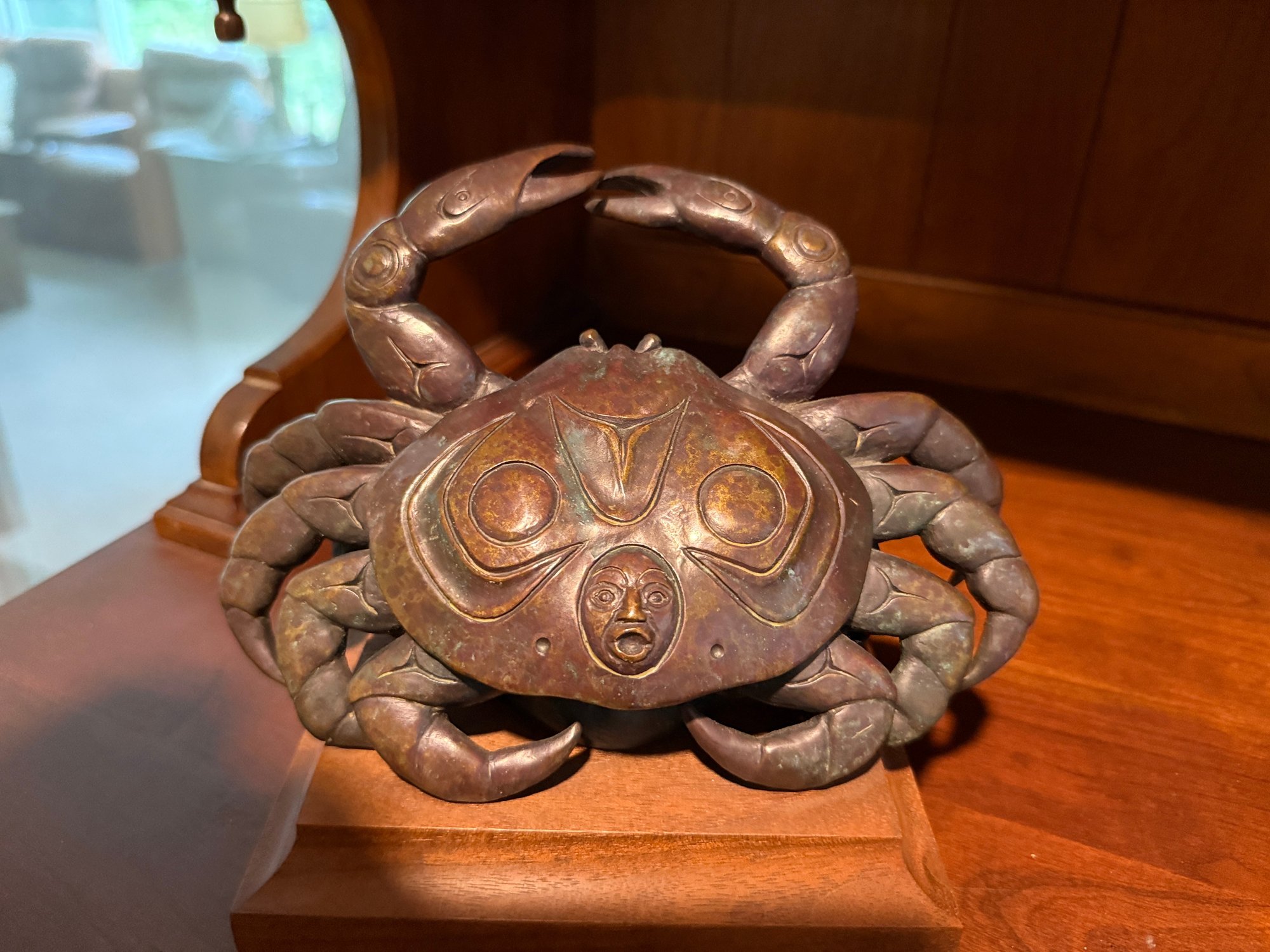(LR) JACQUES & MARY REGAT STUDIO BRONZE CRAB SCULPTURE "KING LOUIE" W ...