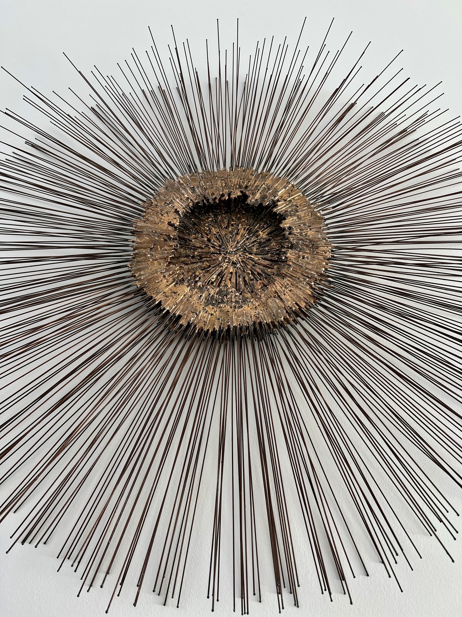 (UP) FABULOUS VINTAGE CURTIS JERE LIKELY BRASS SUNBURST BRUTALIST WALL ...