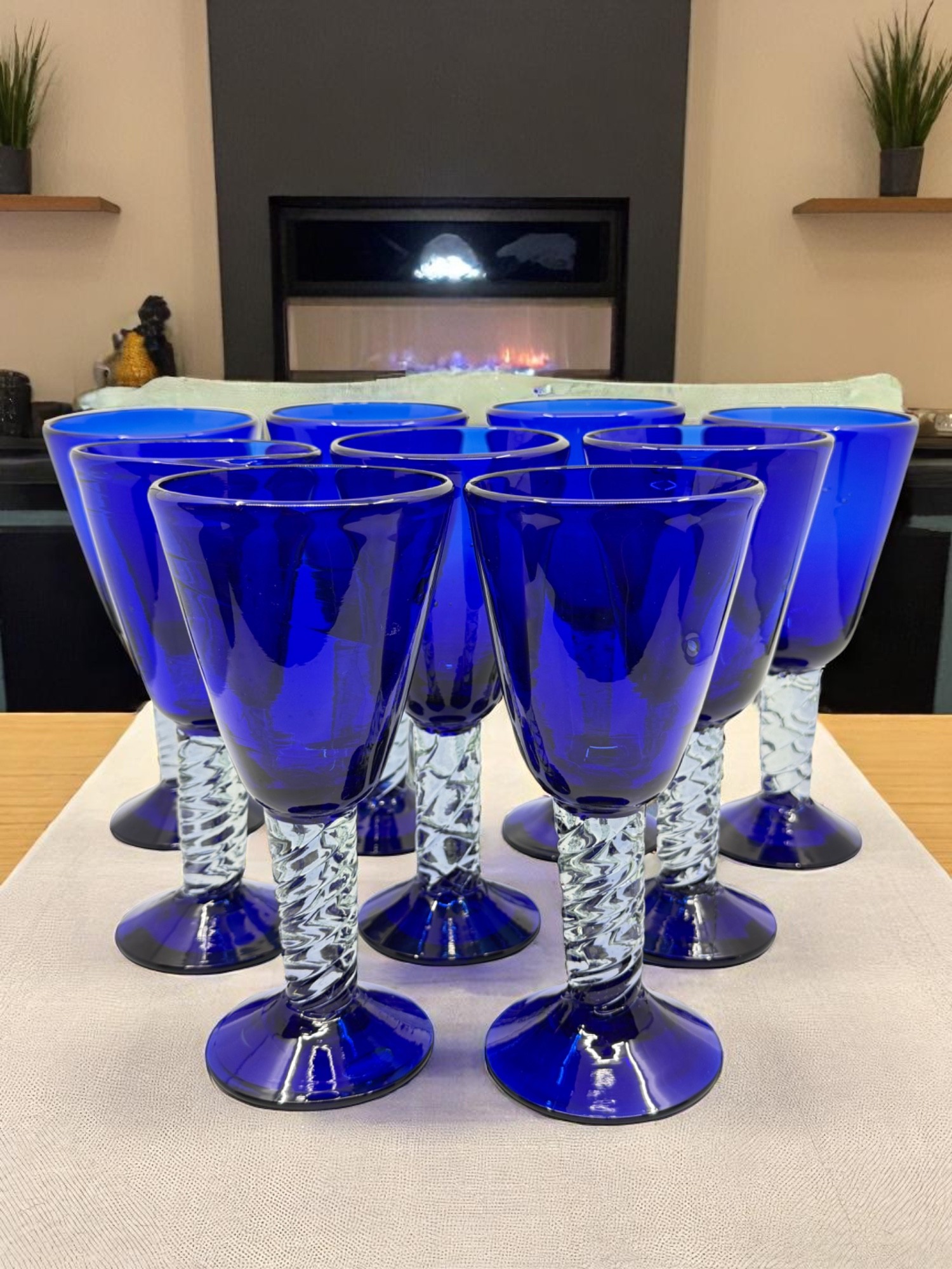 (A-15) VINTAGE SET OF 9 COBALT BLUE HEAVY GLASS WINE GLASSES #28470 ...