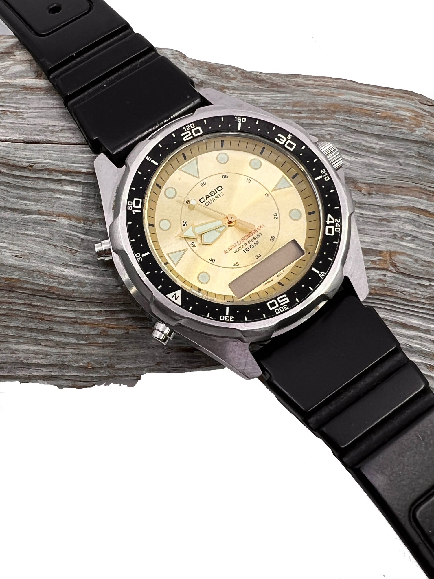 (J-5) VINTAGE "CASIO" QUARTZ ALARM CHRONOGRAPH WRIST WATCH-JAPAN ...