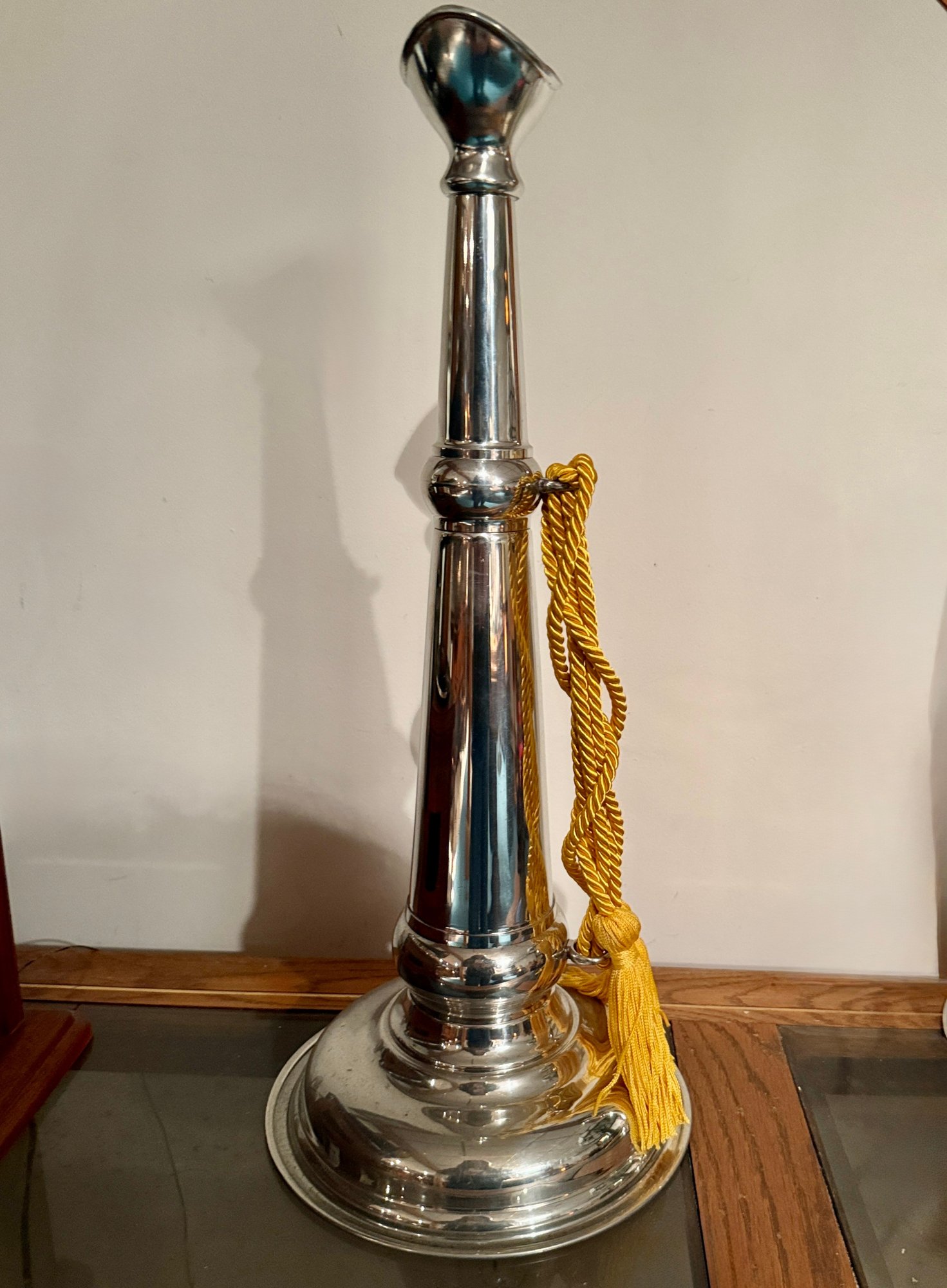 (B-24) VINTAGE FIREFIGHTER PARADE HORN WITH YELLOW TASSLE - 18" BY 19 ...