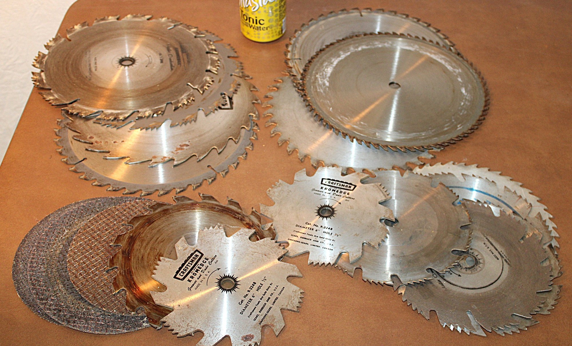 16 Assorted Saw Blades & 3 Sanding Disks, 6, 7, 8, & 10" Dia. (138 ...