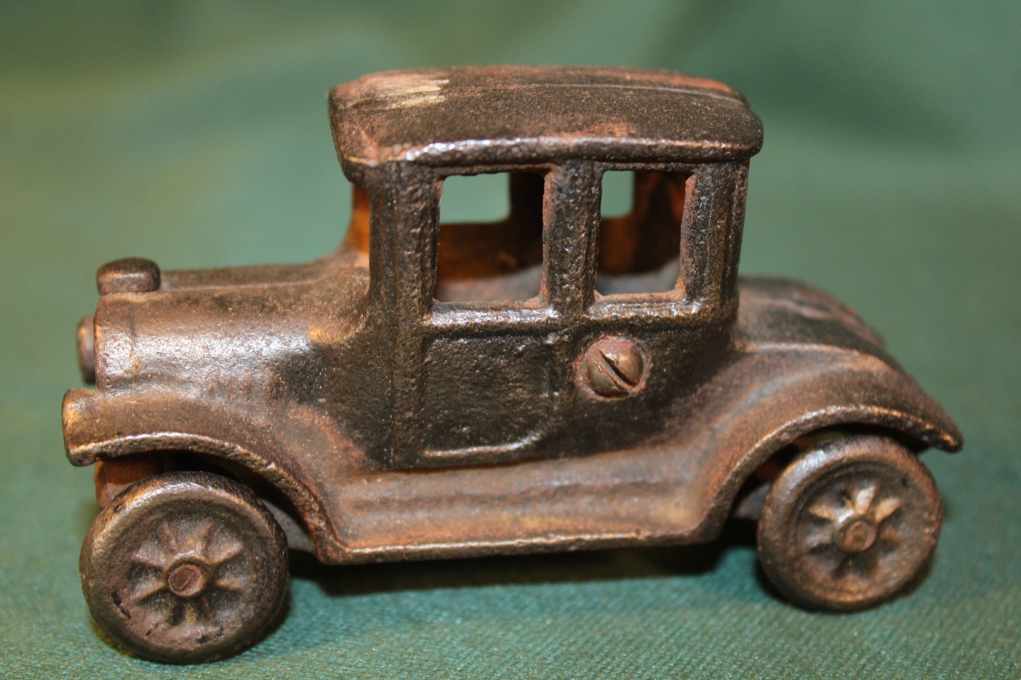 2 Cast Iron Toy Cars, 1 Antique & 1 Vintage, 4" & 4.5" Long (188 ...