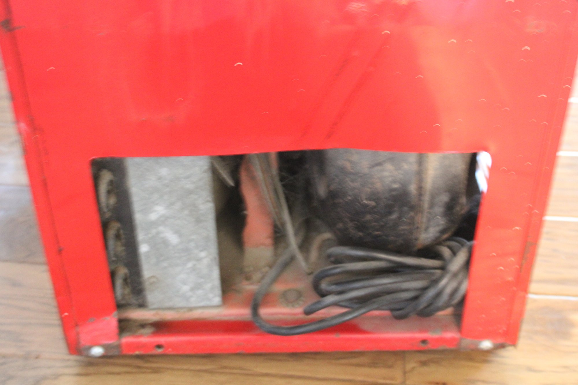 Working Coin Operated Model Vendo 44 Coca Cola Vending Machine, 1950s ...