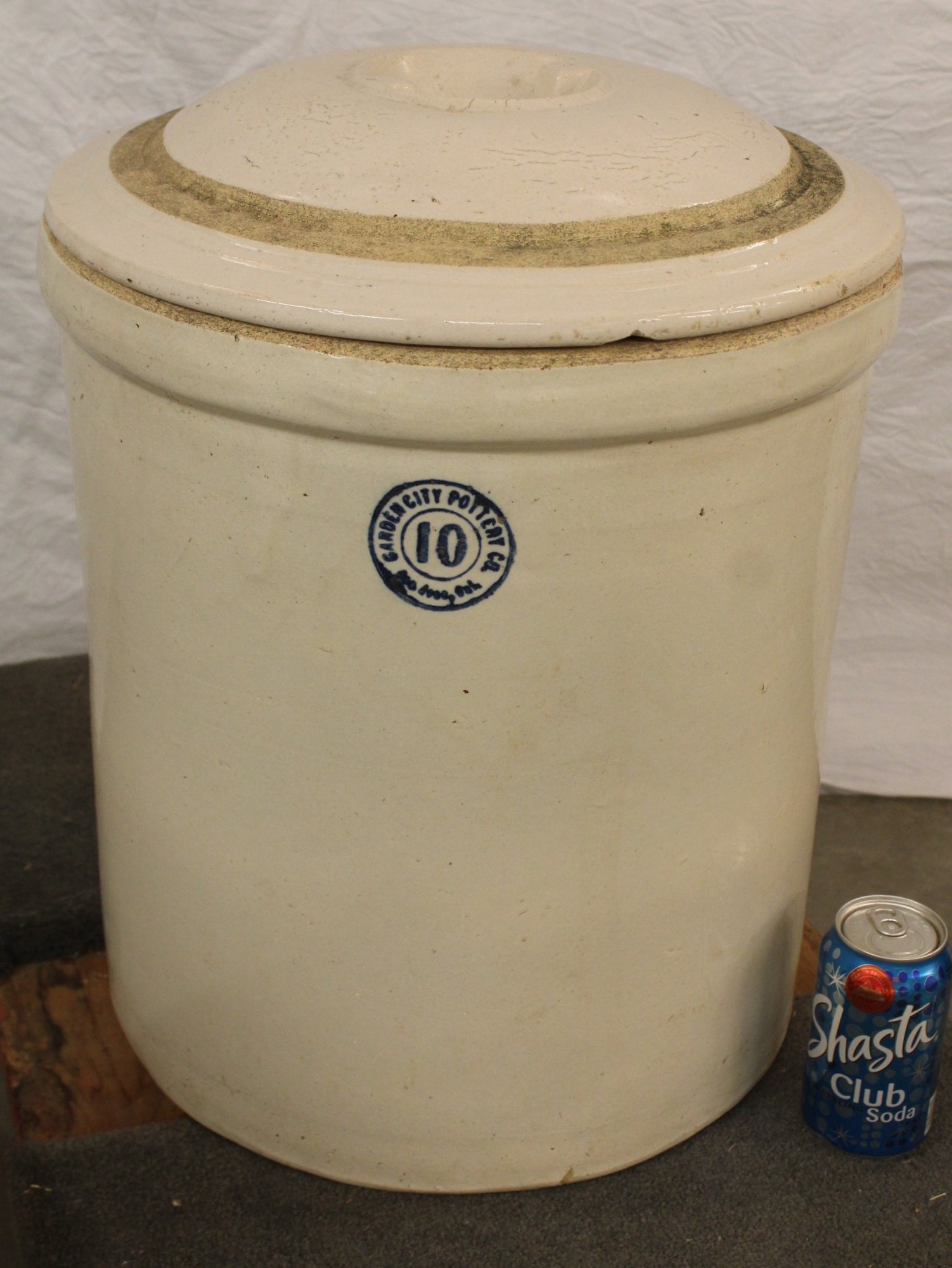 10 Gallon Crock W/hairline, Garden City Pottery, W/cover (sm Chip) 18"H ...