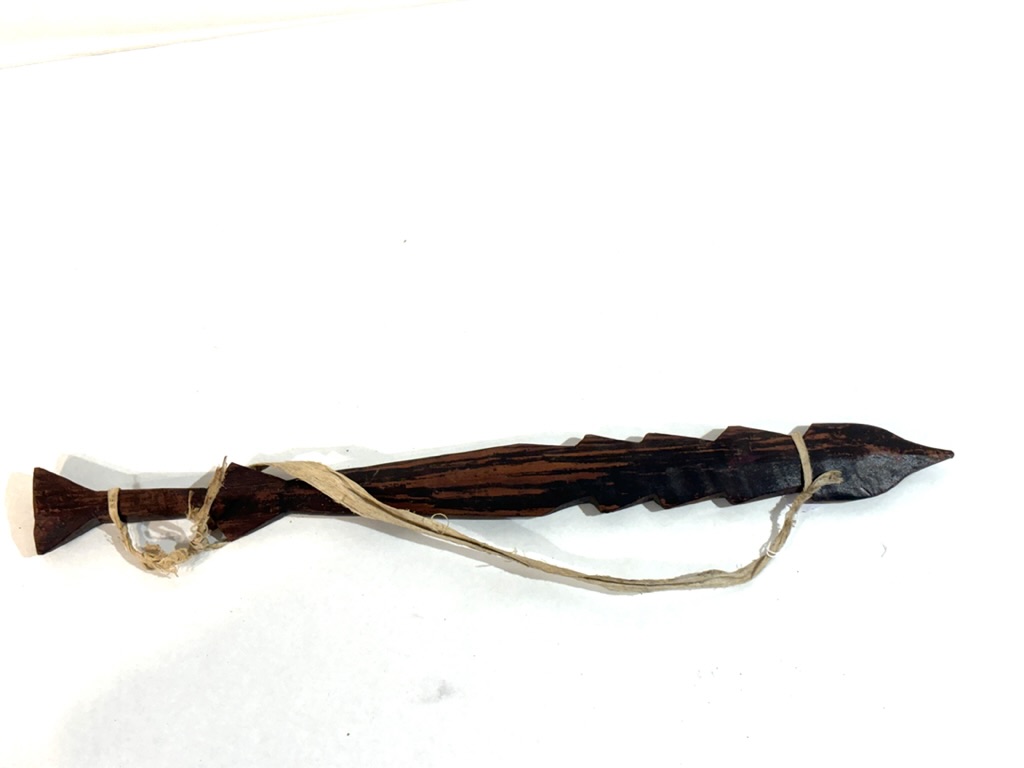 African Tribal War Club #1828 | Auctionninja.com