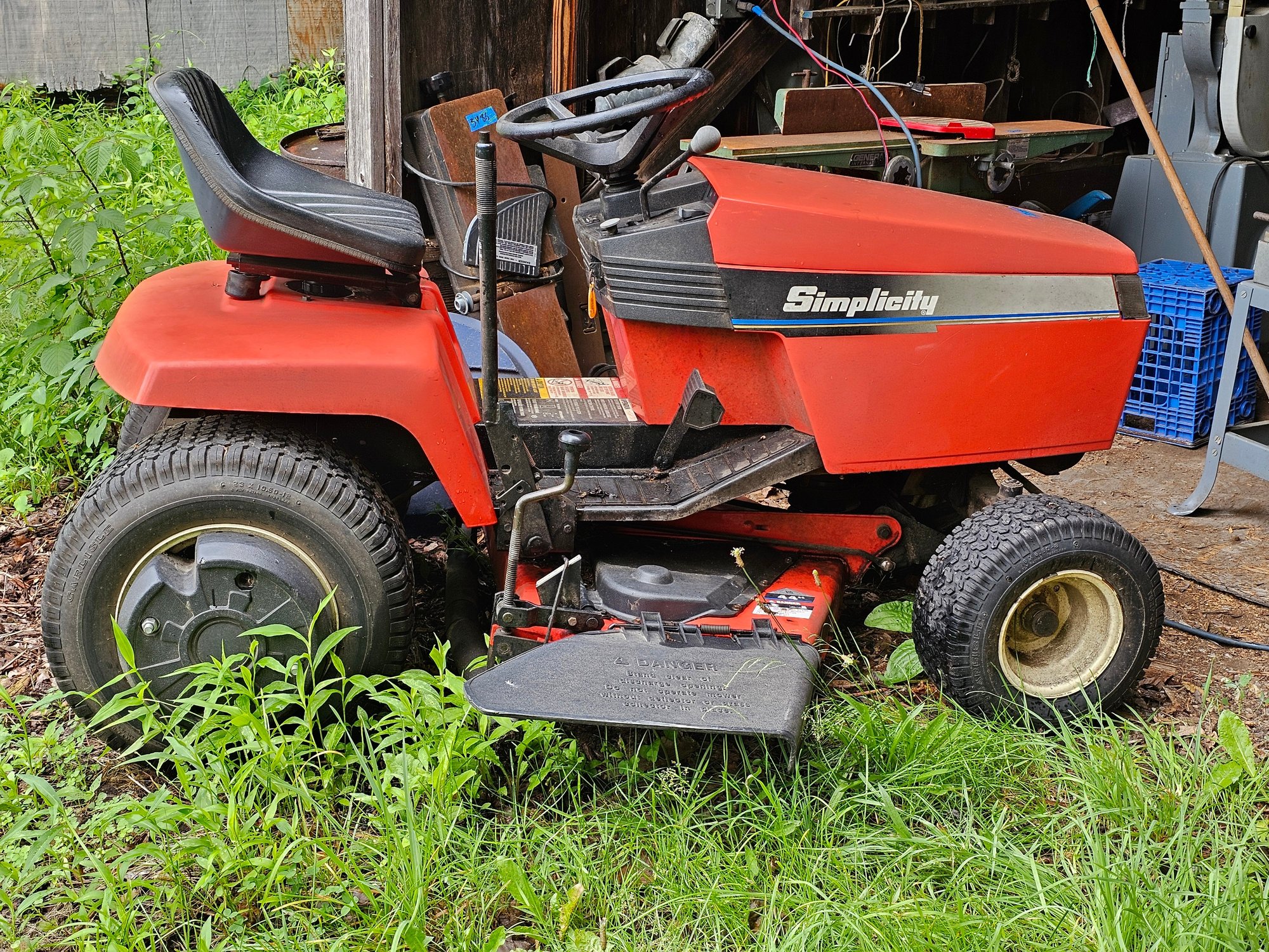 Simplicity 44" Riding Lawnmower #3485 | Auctionninja.com