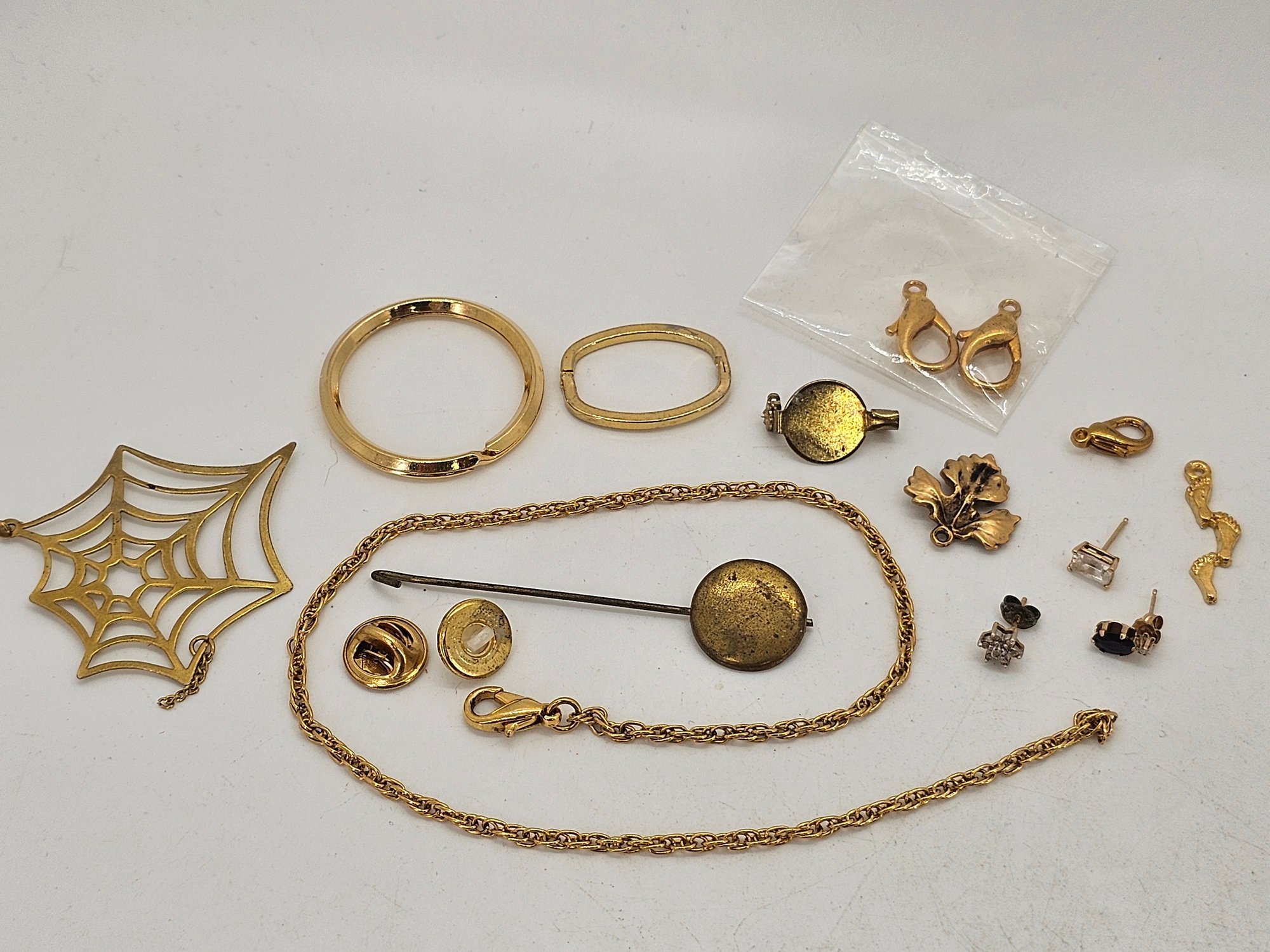 Gold Toned Metal Assorted Fashion Jewelry Parts For Crafts #3860 ...