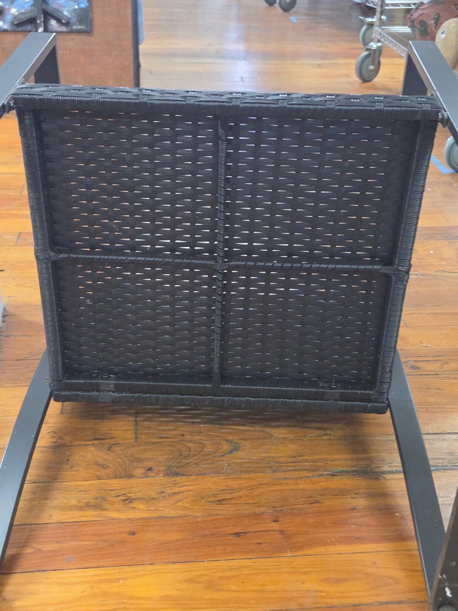 Black Wicker & Steel Patio Chairs & Side Table #6566 | Auctionninja.com