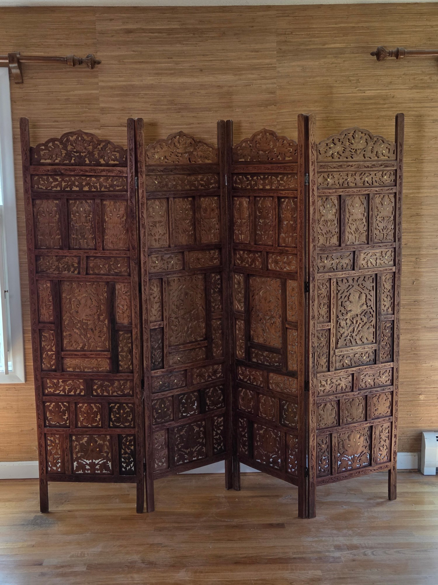 Indian Style Carved Wood Room Divider Screen #9271 | Auctionninja.com