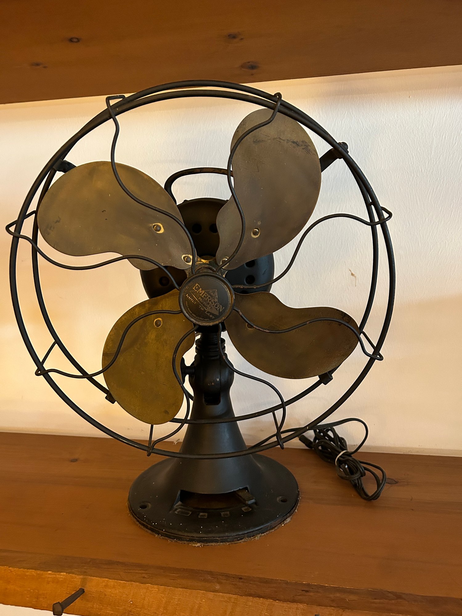 Early Emerson Fan #4909 | Auctionninja.com