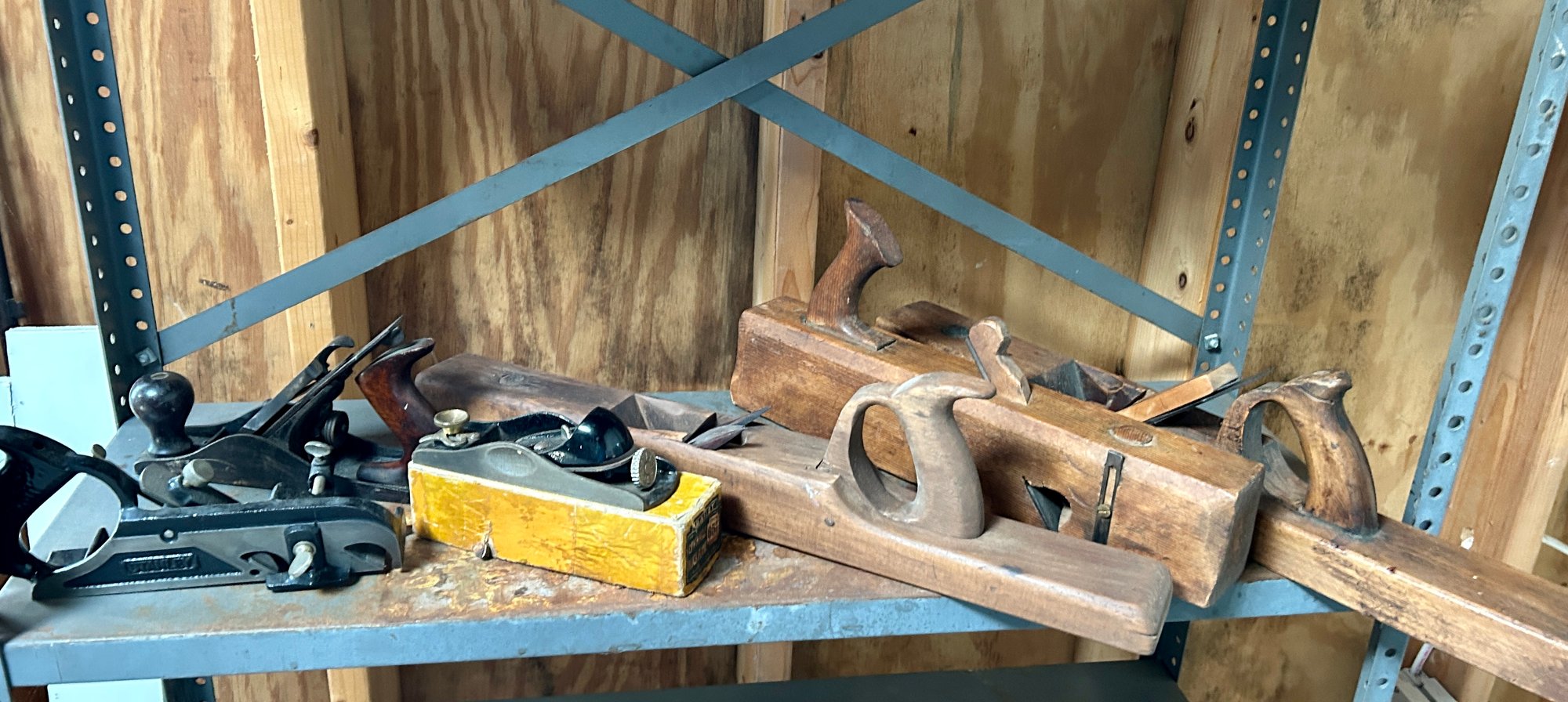 Six Vintage Woodworkers Planes #5023 | Auctionninja.com