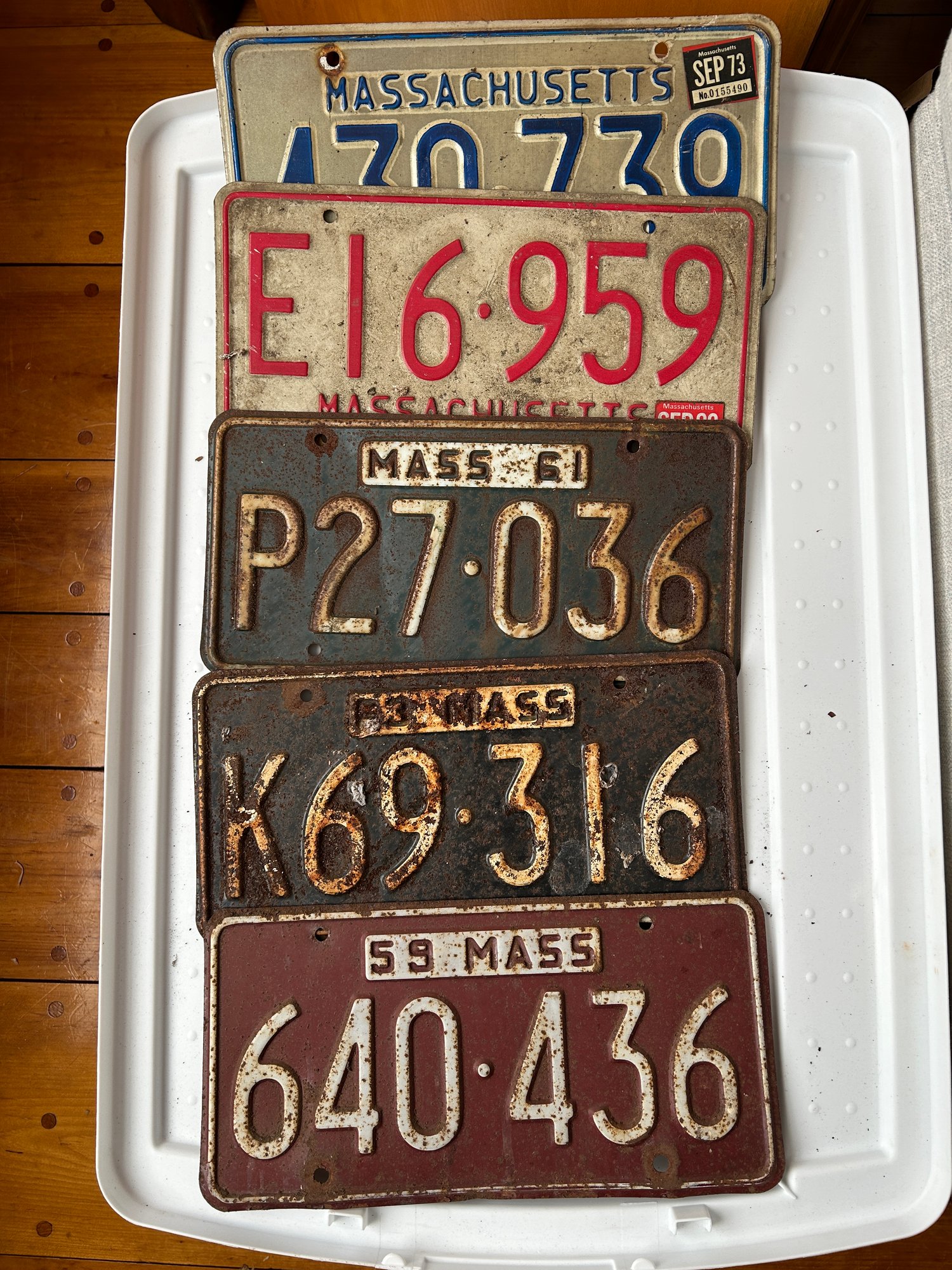 Assorted Mass License Plates #5165 | Auctionninja.com