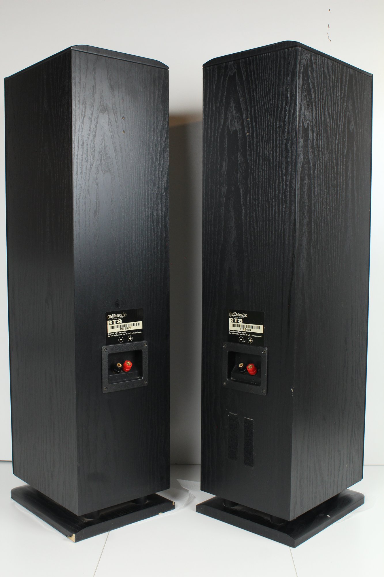 Polk Audio RT8 Speakers #1960 | Auctionninja.com