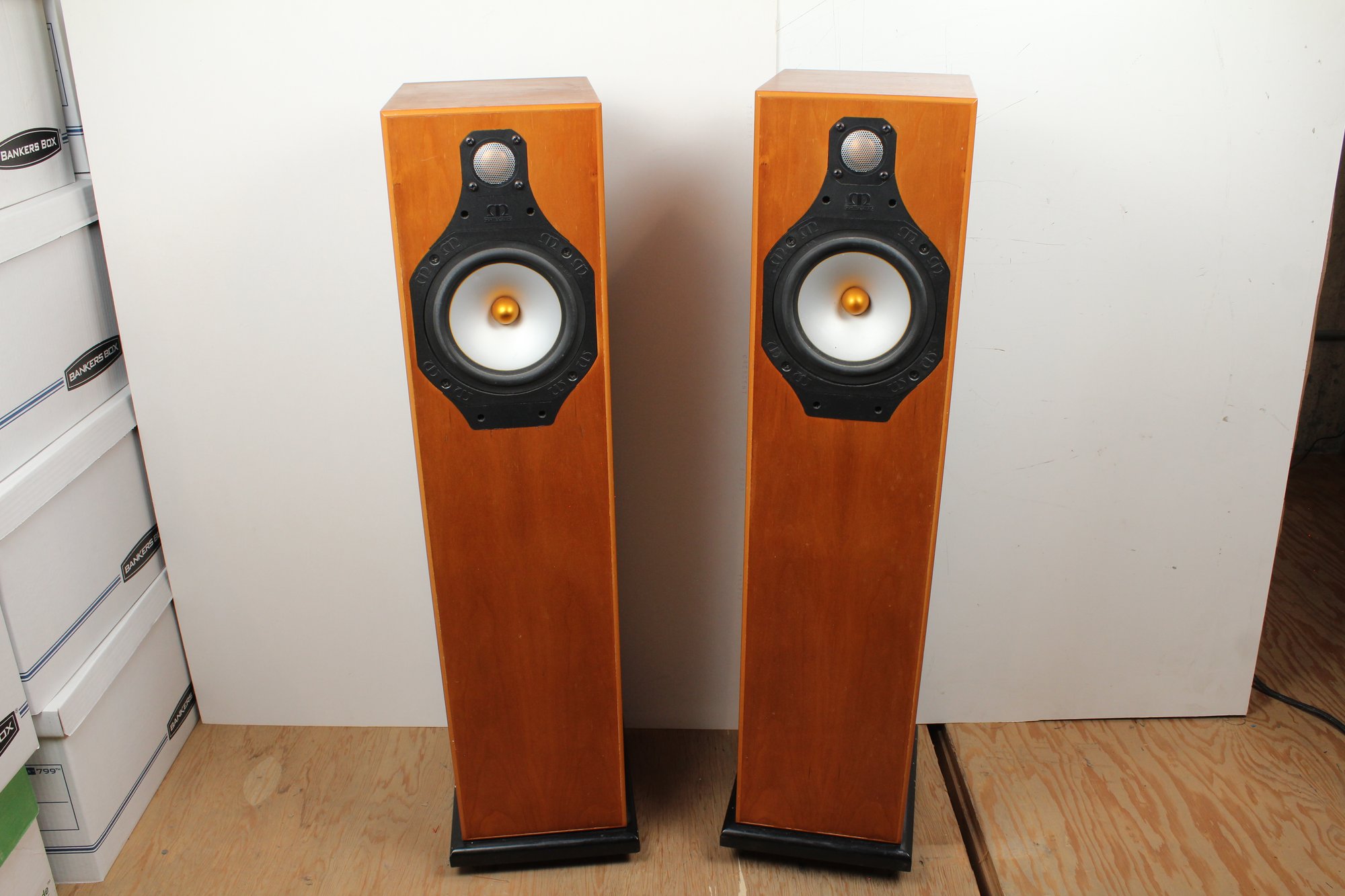 Monitor Audio Silver 7 Speakers Made In England #2812 | Auctionninja.com