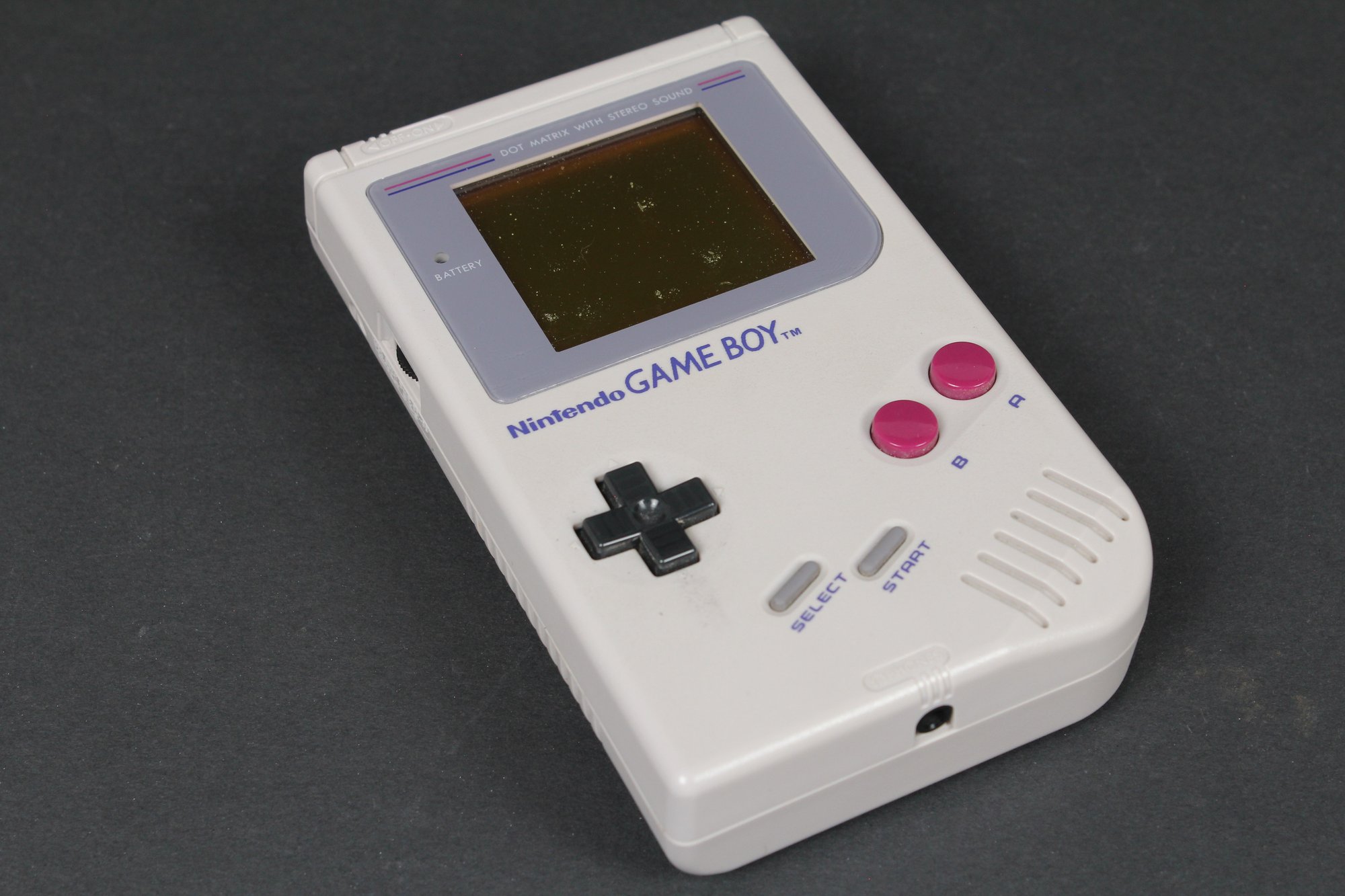 Vintage Nintendo Gameboy Original DMG-01 #3206 | Auctionninja.com