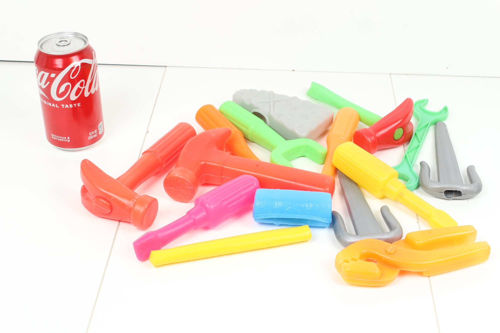 Lot Of Vintage Plastic Tools And Weapons #1694 | Auctionninja.com