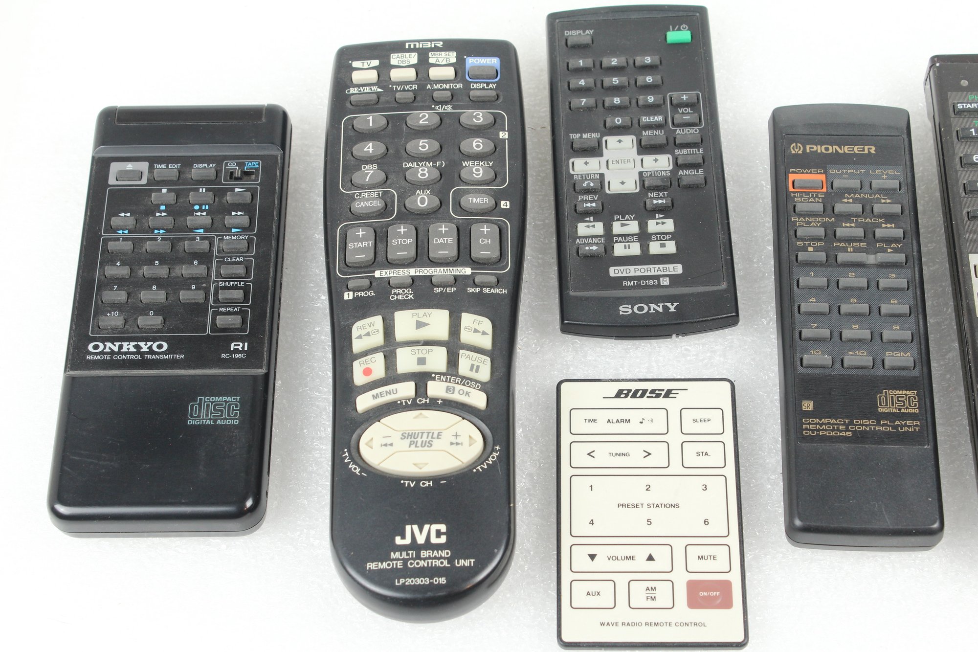 Lot Of 9 Remote Controls For CD, DVD, TV #5117 | Auctionninja.com