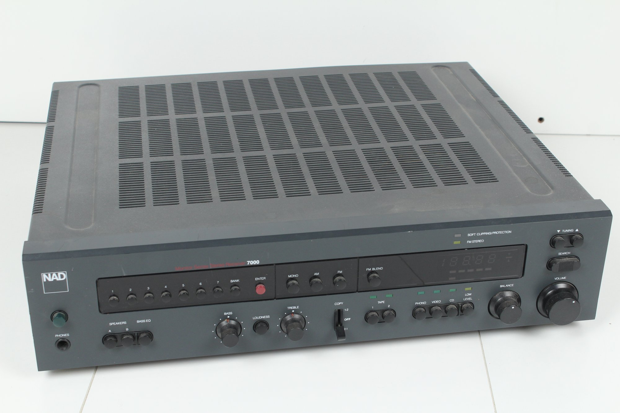 Vintage NAD 7000 Monitor Series Stereo Receiver #1827 | Auctionninja.com