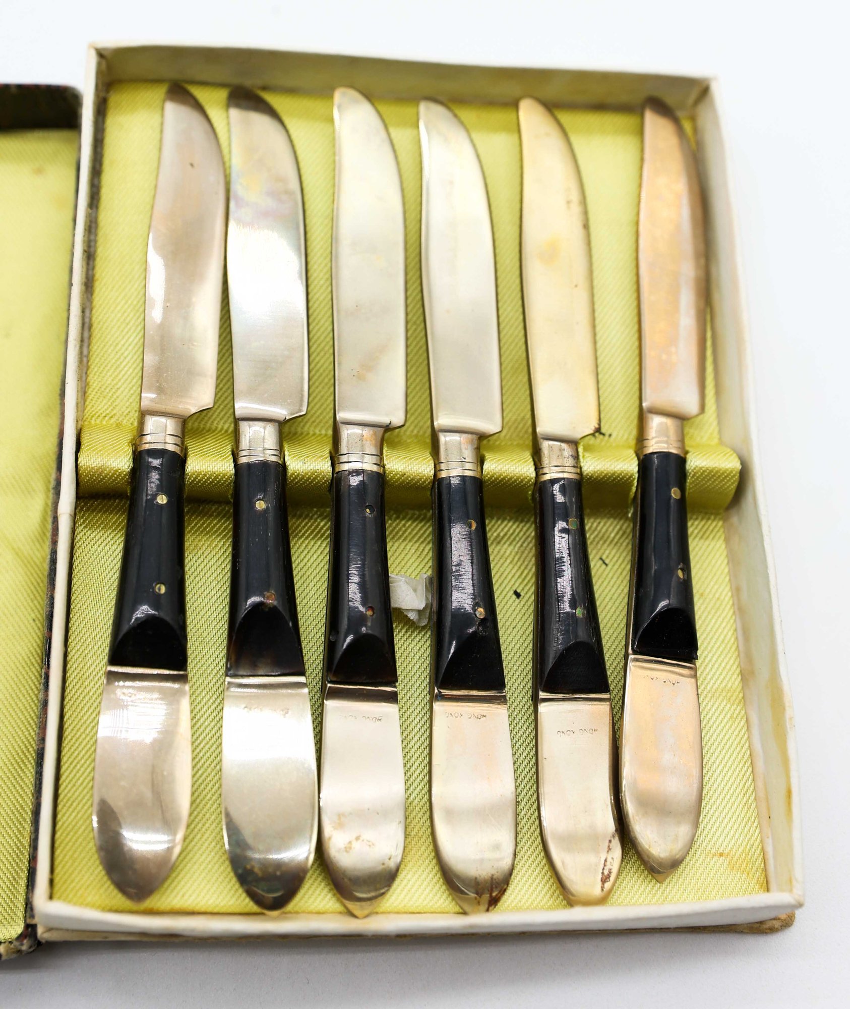 Vintage Flatware Set - Hong Kong #7627 | Auctionninja.com