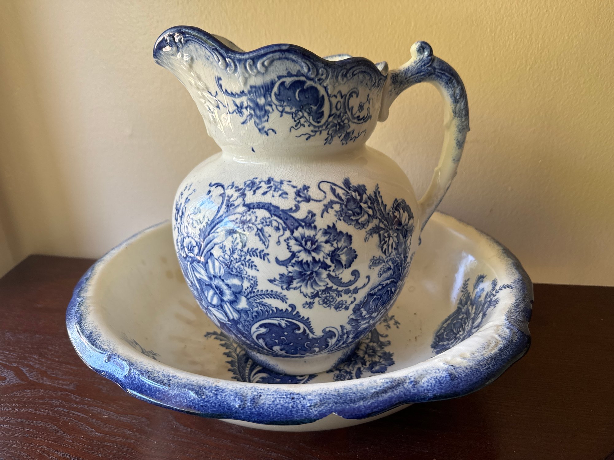 Antique Victorian Blue White Floral Design Embossed Wash Basin ...