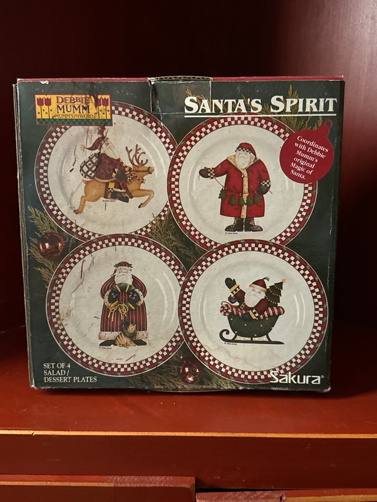 Vintage Set Debbie Mumm Santas Spirit 8 Salad Dessert Plates Sakura ...