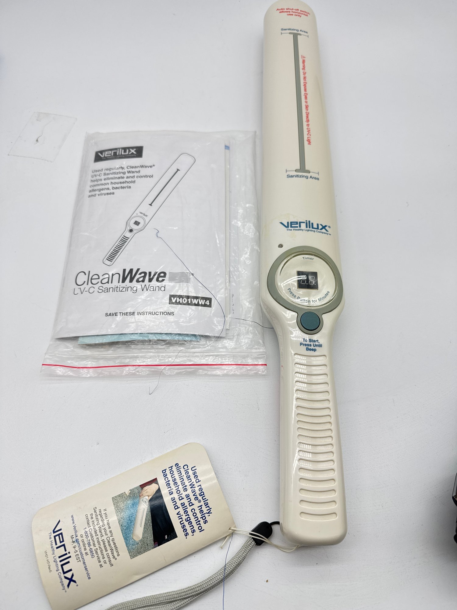 Verilux CleanWave UV-C Sanitizing Wand #13255 | Auctionninja.com