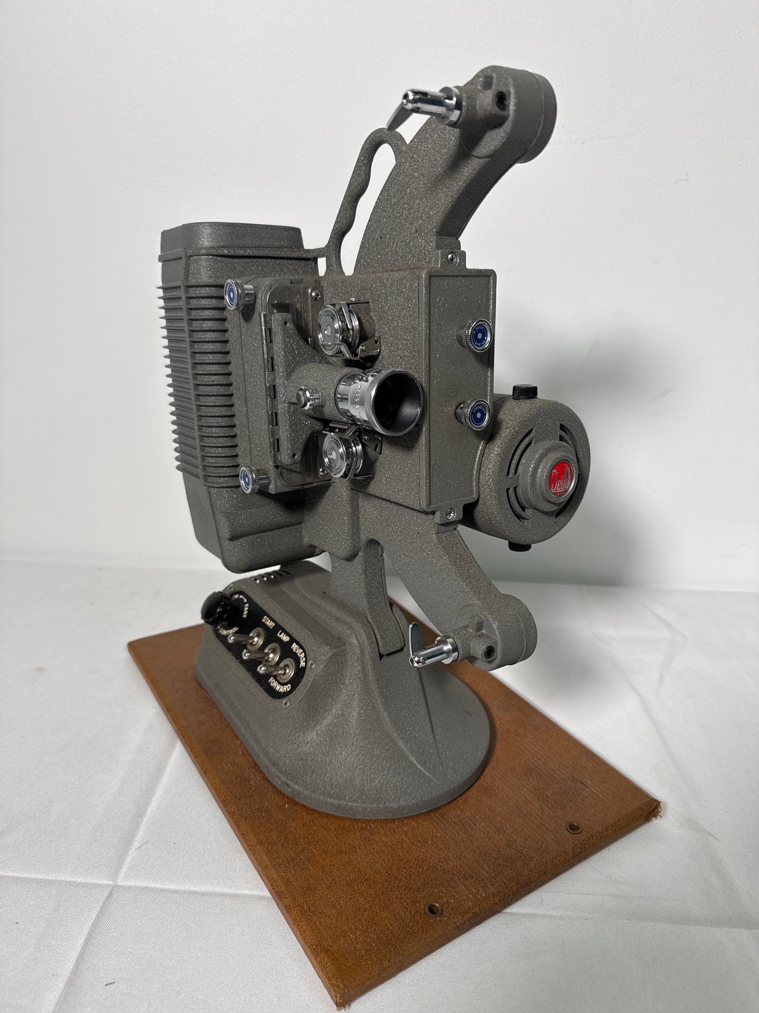 Vintage DeJUR Model 750 Home Movie 8mm Projector With Case #15176 ...