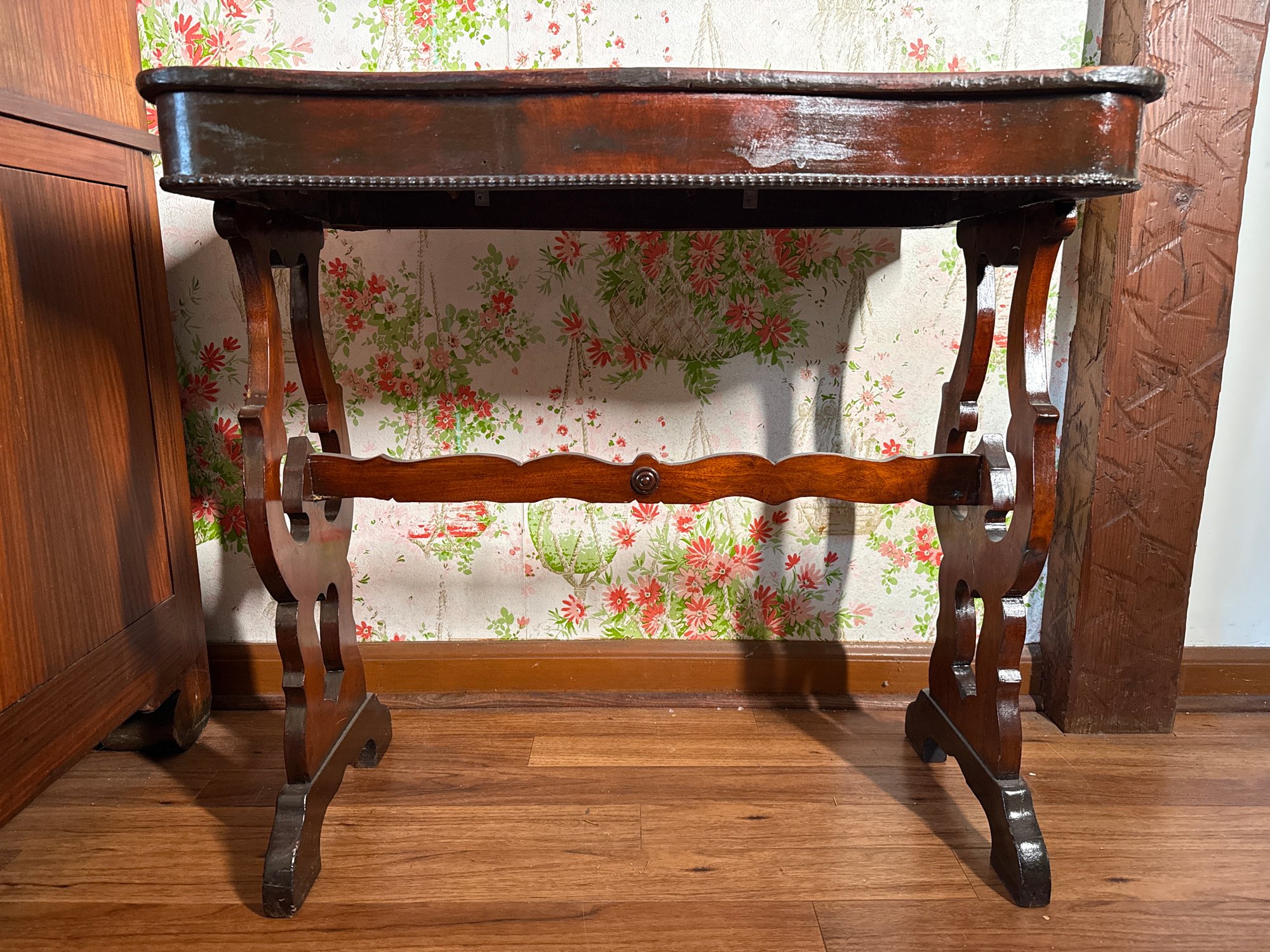 Victorian Eastlake-Style Parlor Table With Carved Fretwork Base #15900 ...