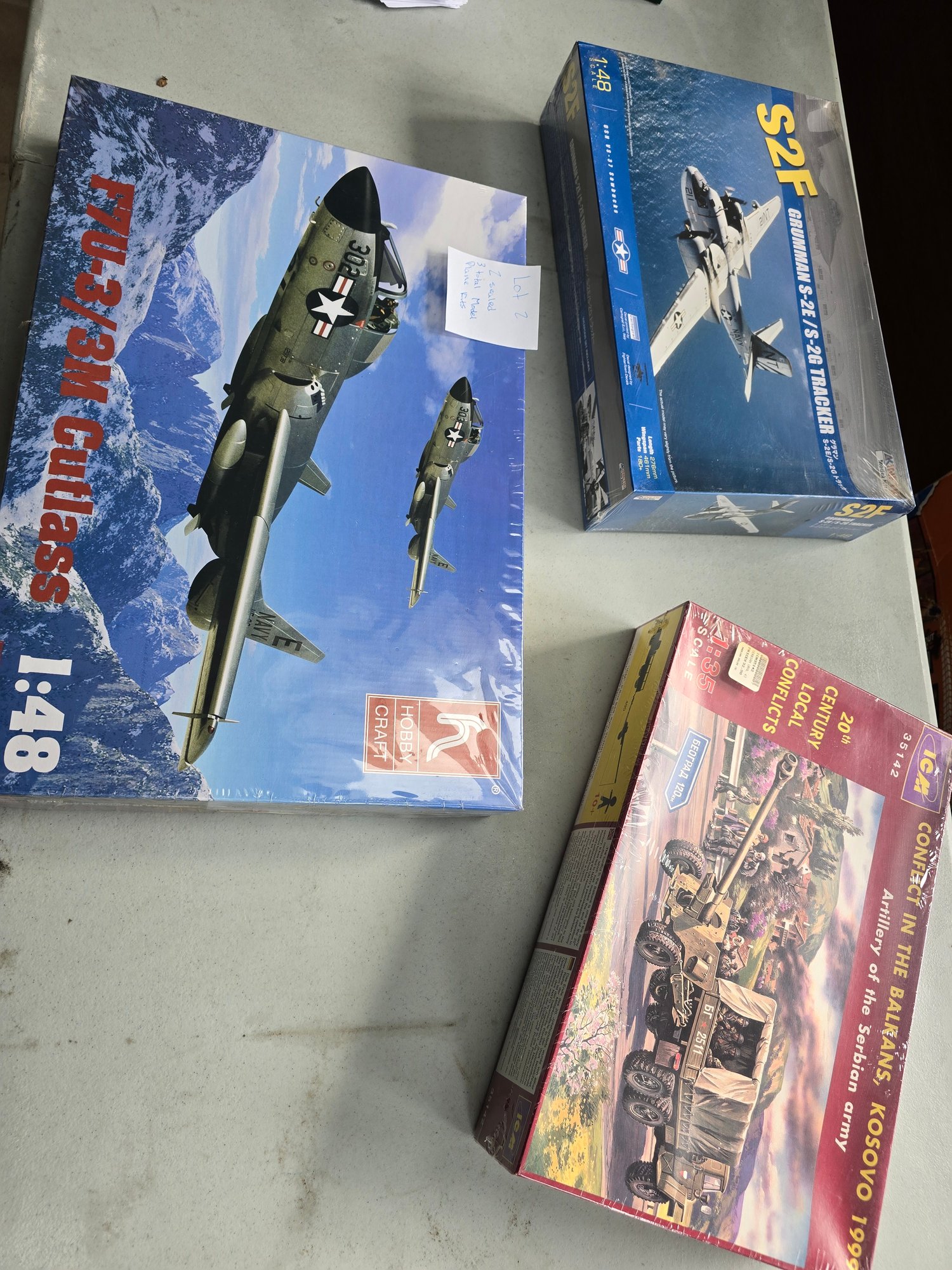 Set Of 3 Model Planes (2 Sealed) S2f Grumman S-2E/S-2G Tracker 1:48 ...