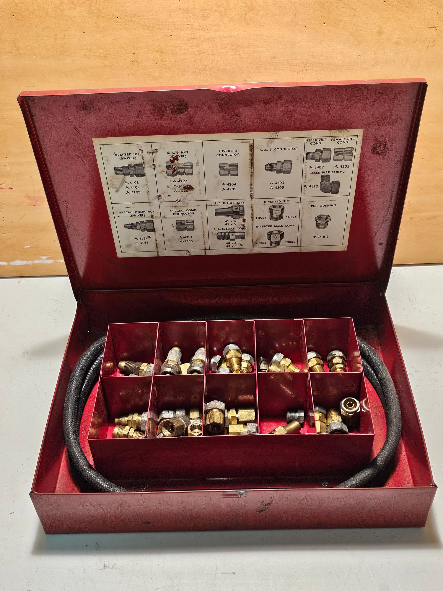 Weatherhead Utility Hose Kit With Fittings #7321 | Auctionninja.com