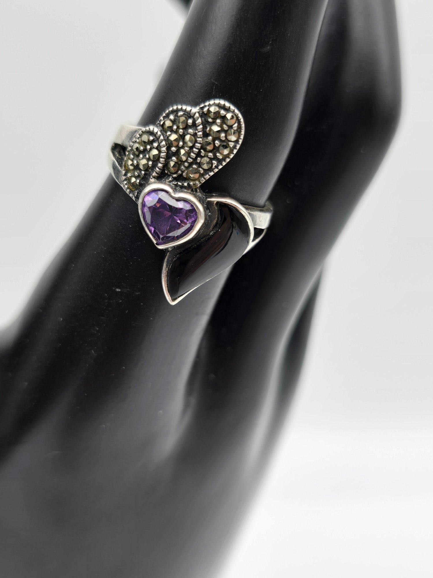 925 Blood Purple Stone #7654 | Auctionninja.com