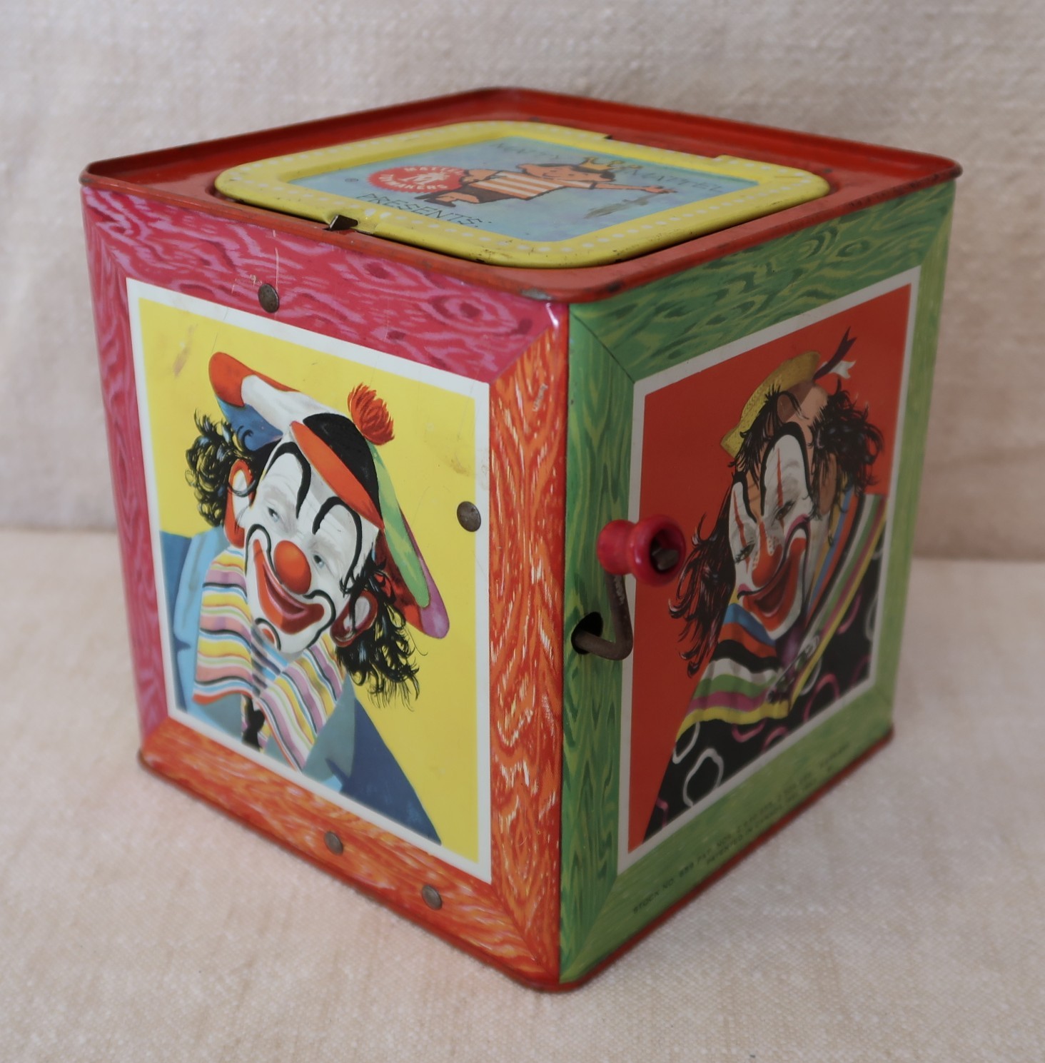Vtg Jack In The Box Clown #7689 | Auctionninja.com