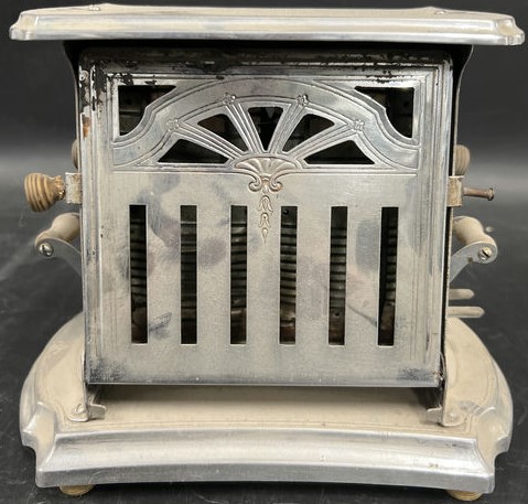 Vintage Universal Toaster #65834 | Auctionninja.com