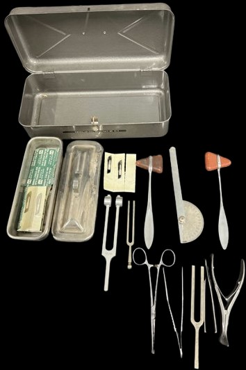 Vintage Neurological Examination Kit #64898 | Auctionninja.com